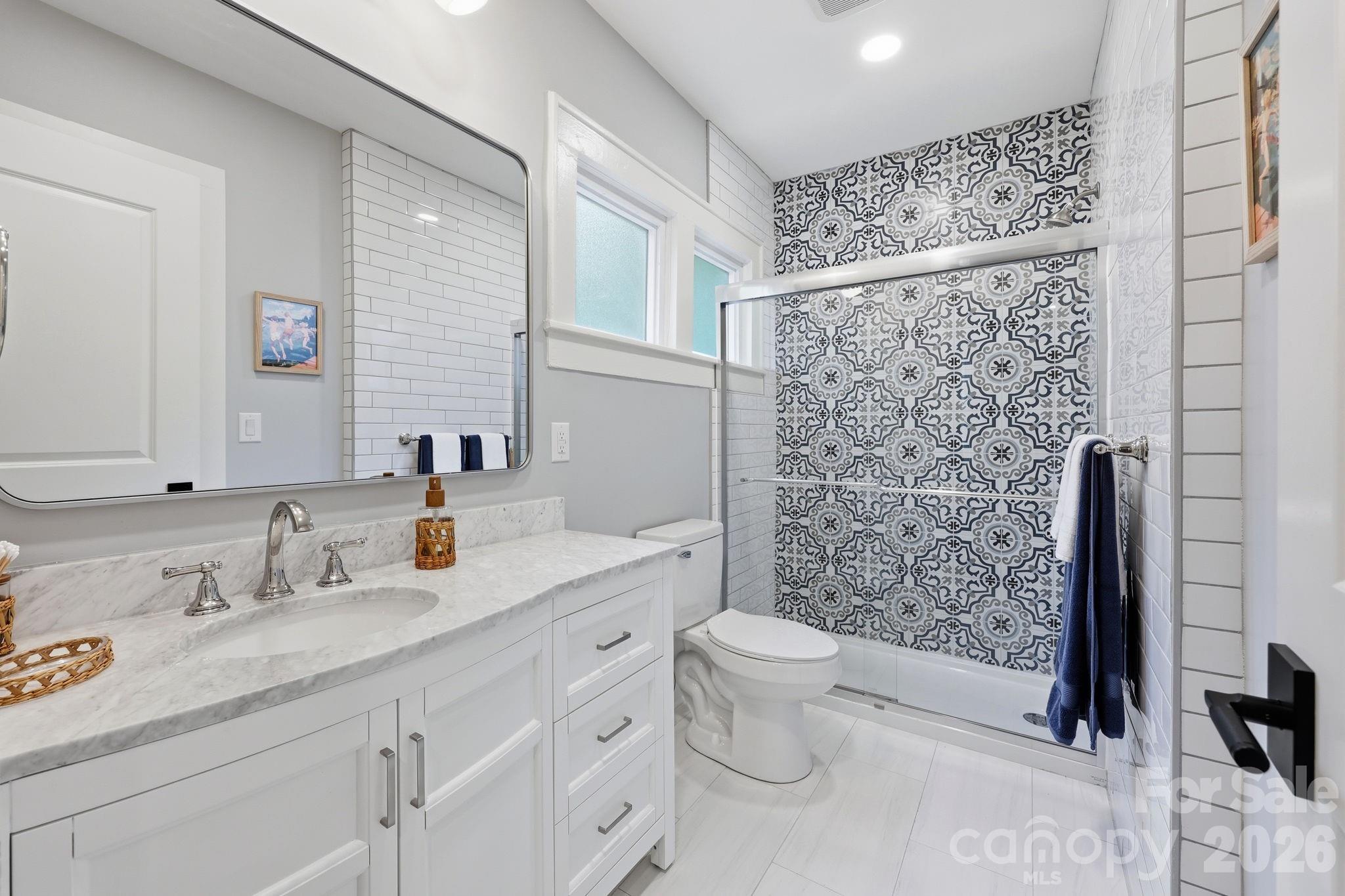 Home for sale at 327 Campus Street, Charlotte, NC — photo 20 of 48