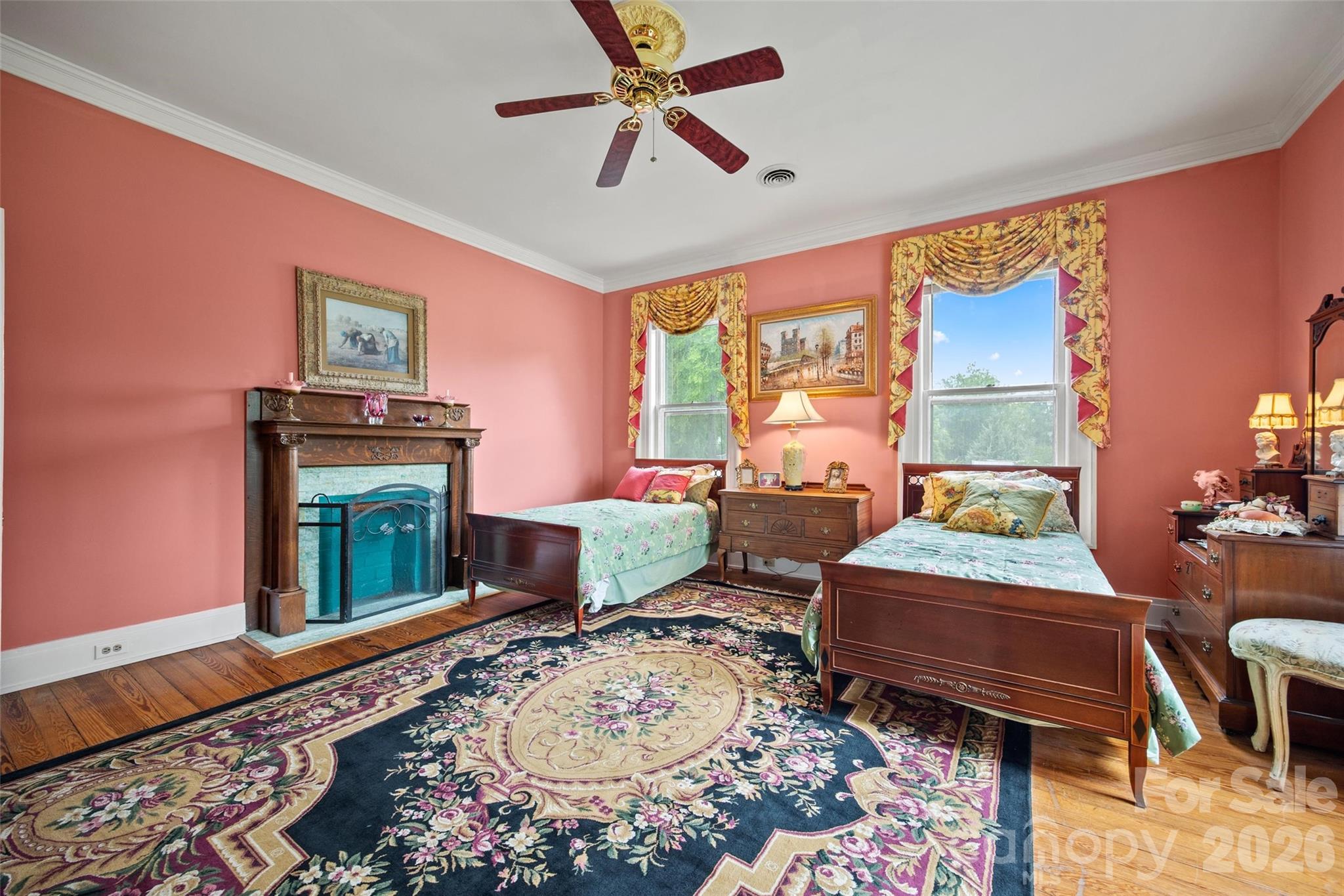 530 E Rutledge Avenue, Gaffney, SC - photo 29 of 48