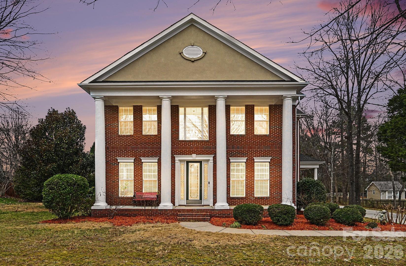 1305 Linden Glen Drive, Matthews, NC
