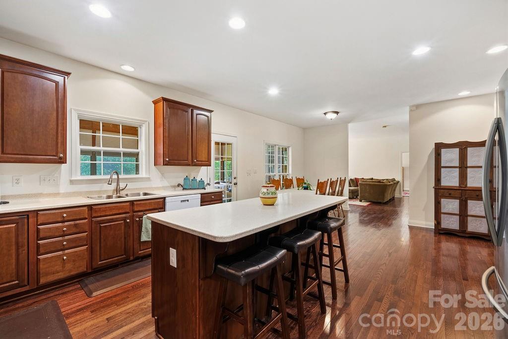 10826 Persimmon Creek Drive, Mint Hill, NC - photo 8 of 48