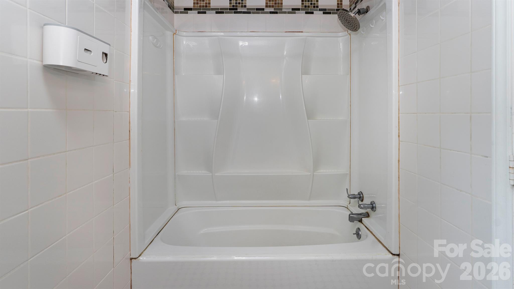 Photo 17 of 4900 Carriage Drive Circle, Charlotte, NC