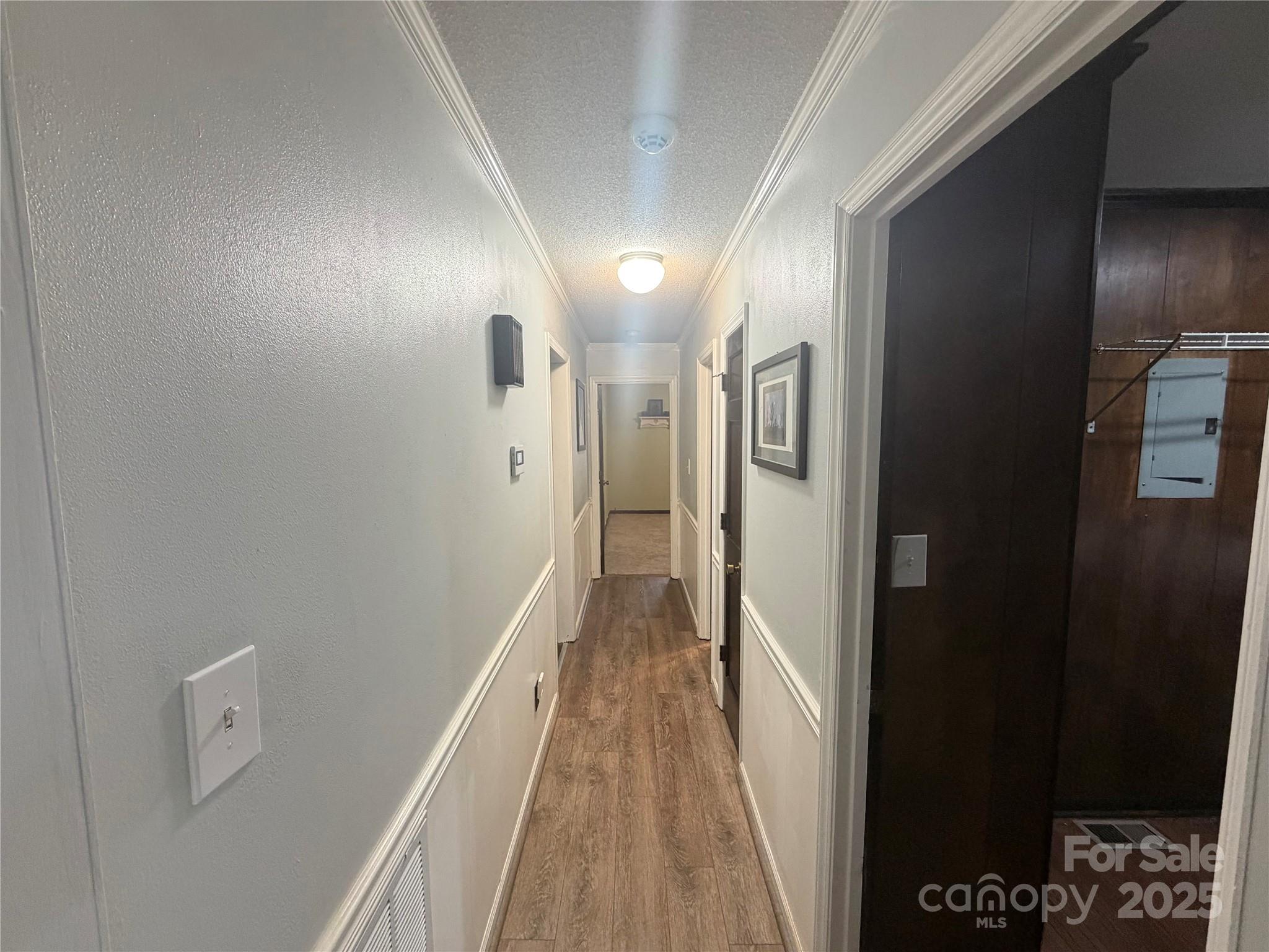 Home for sale at 709 Woodside Drive, Kings Mountain, NC — photo 8 of 25