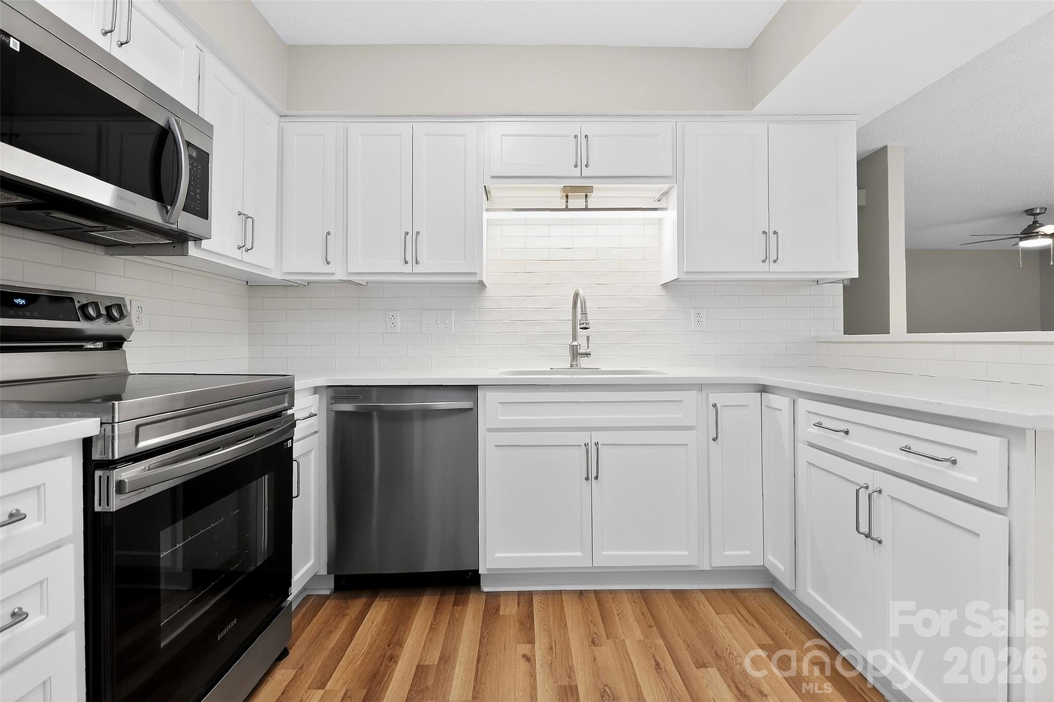 Photo 9 of 5862 Harris Grove Lane, Charlotte, NC