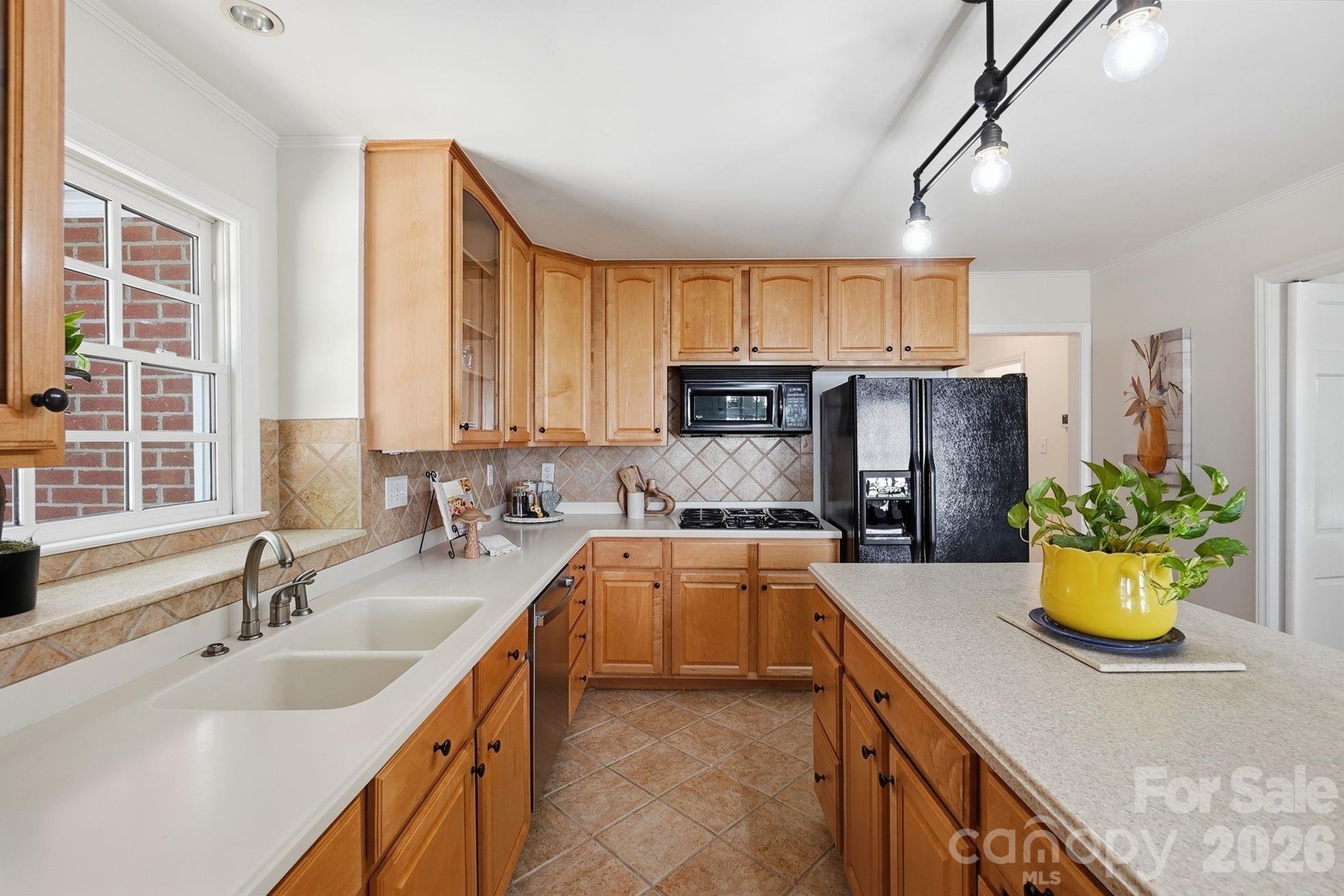 Photo 10 of 3635 Severn Avenue, Charlotte, NC