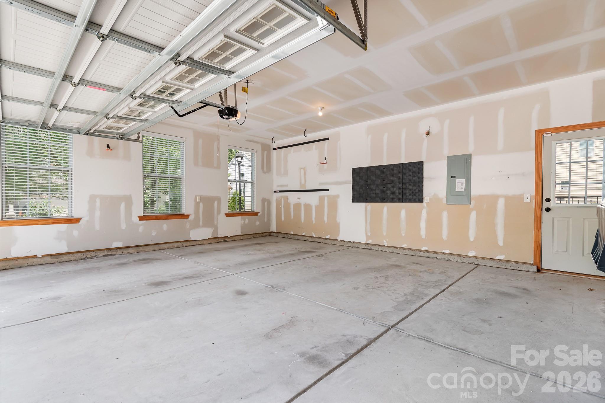 Photo 32 of 15403 Oleander Drive, Charlotte, NC