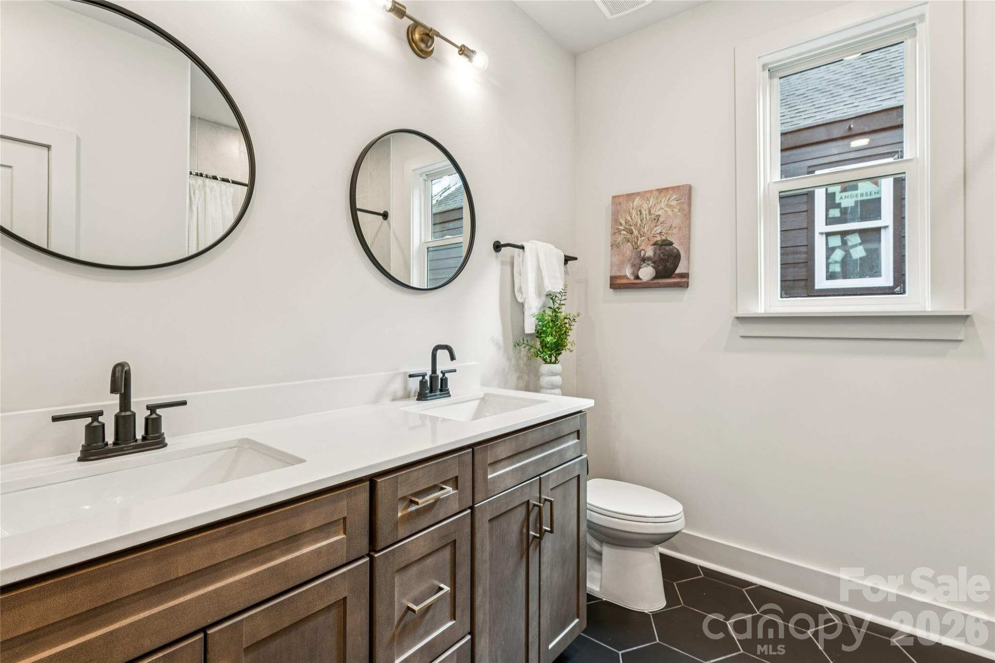 2412 Crestview Drive, Charlotte, NC - photo 36 of 41
