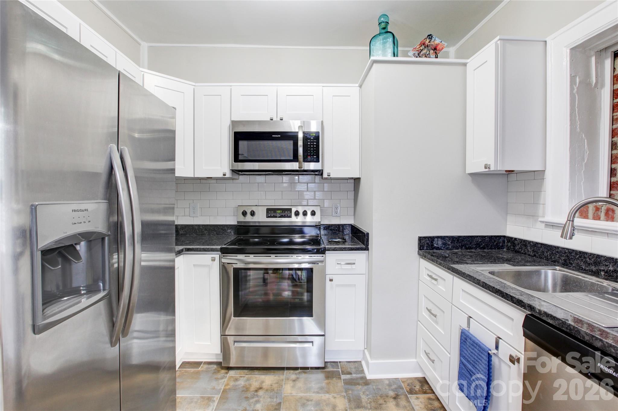 1511 Southwood Avenue, Charlotte, NC - photo 16 of 33