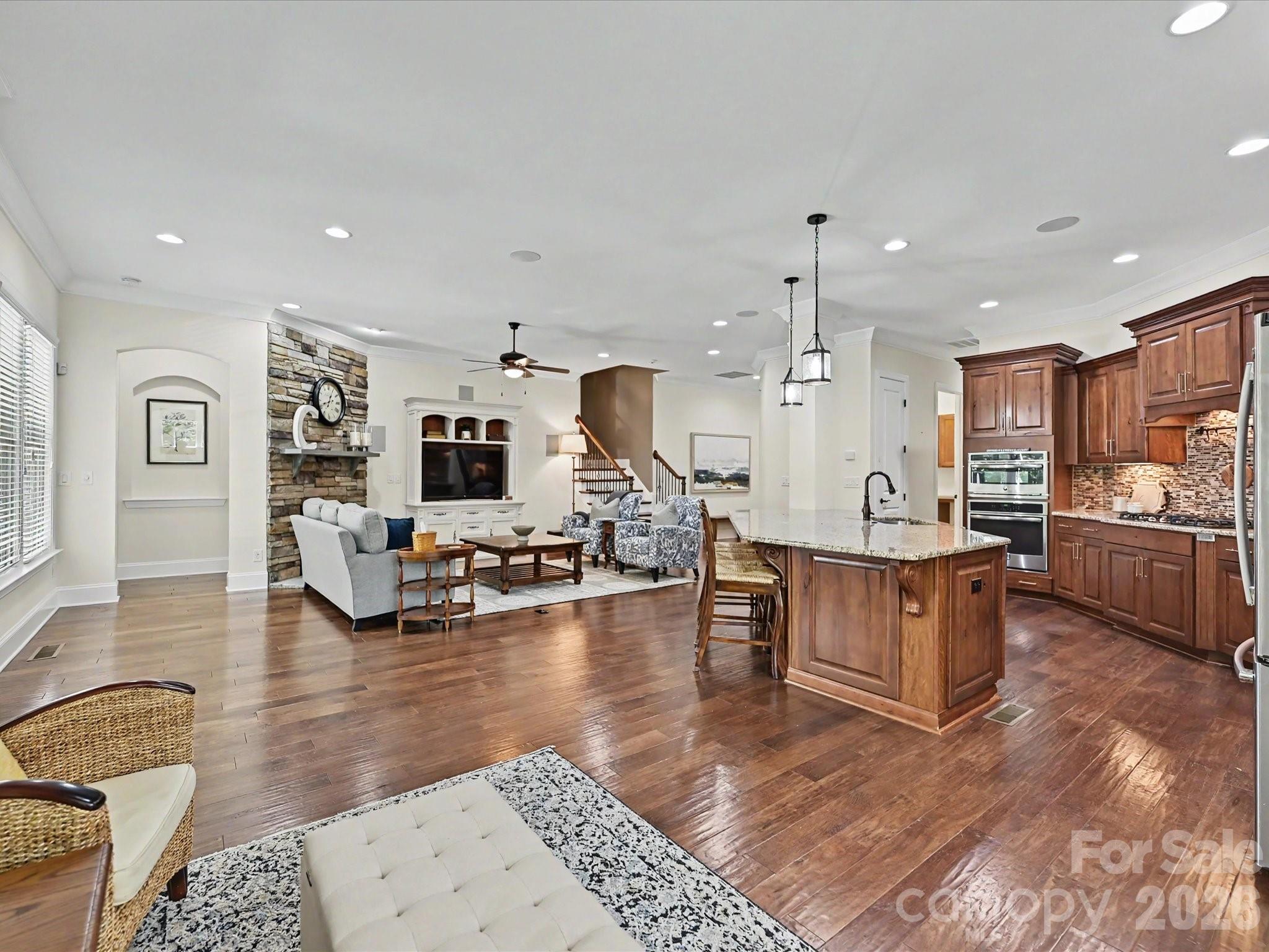 1044 Wessington Manor Lane, Fort Mill, SC - photo 6 of 46