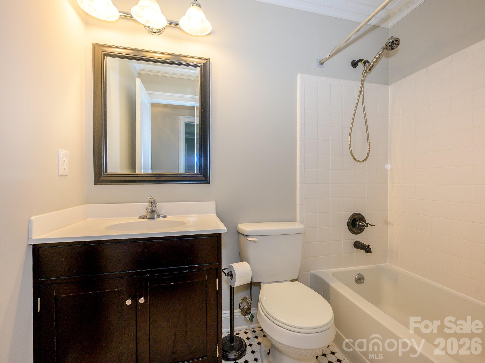 6060 Acadian Woods Drive, Charlotte, NC - photo 7 of 29