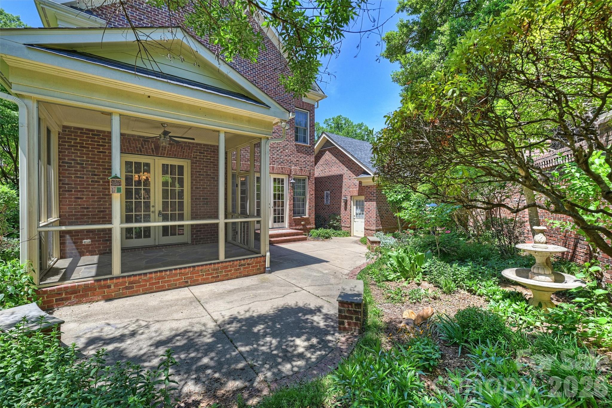 Photo 45 of 1115 S Kings Drive, Charlotte, NC