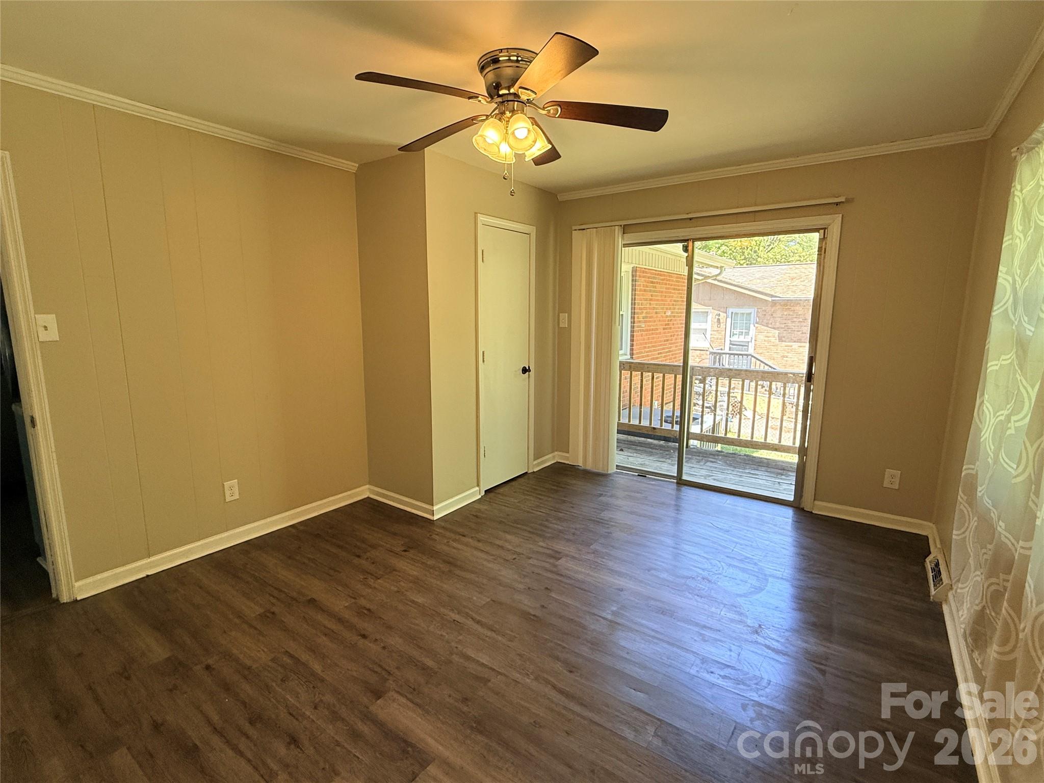 Photo 6 of 1120 Claremont Road, Charlotte, NC