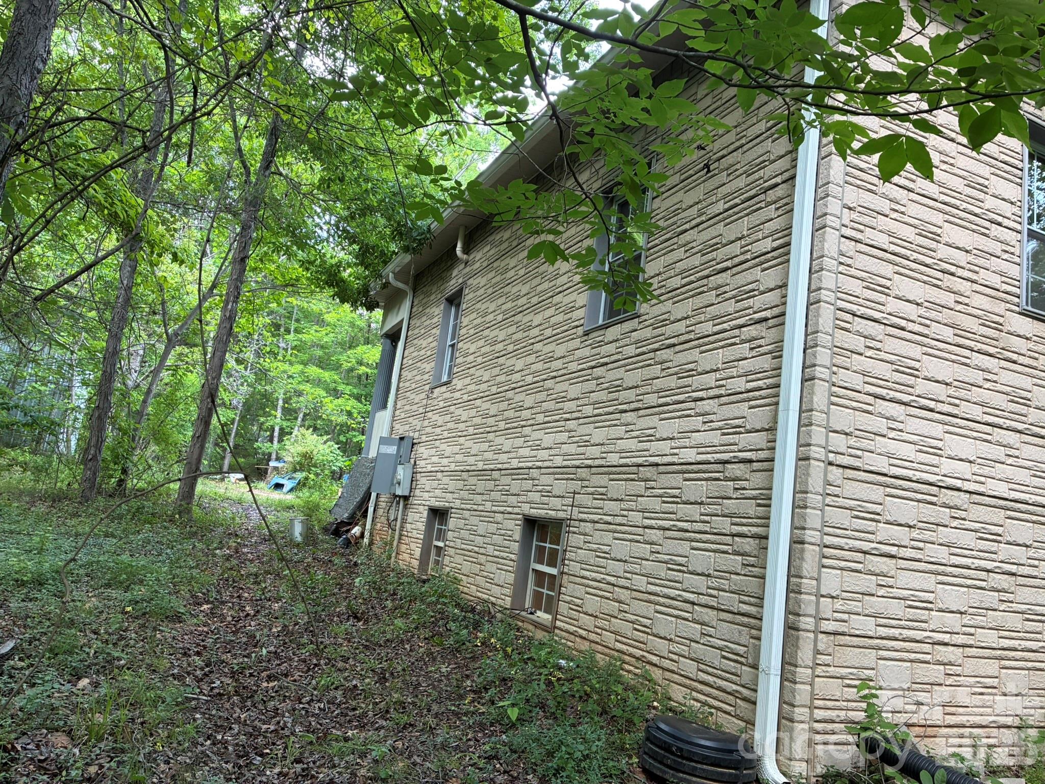 Photo 4 of 2051 Sutton Spring Road, York, SC