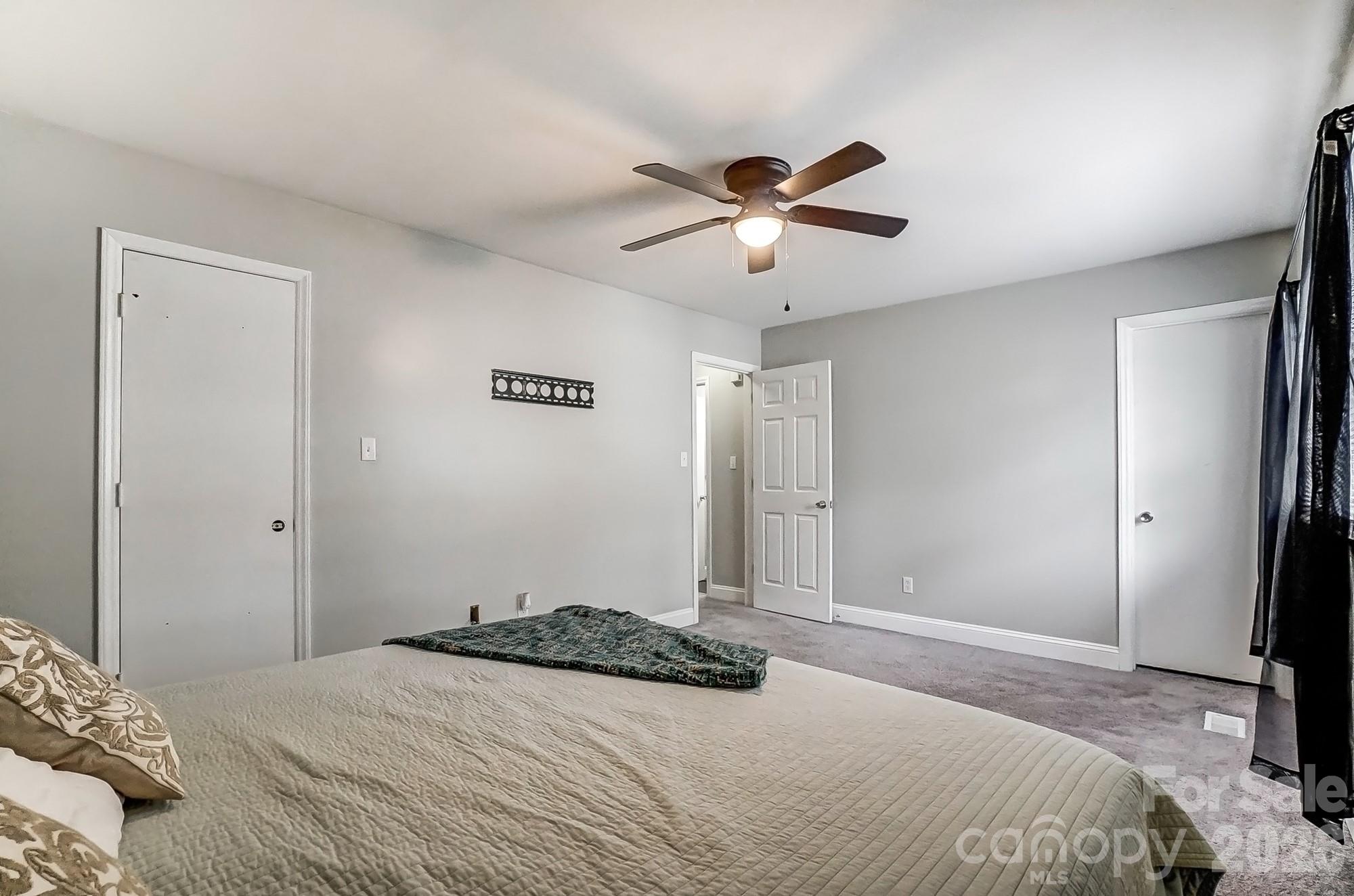 Photo 18 of 8518 Castle Pine Court, Charlotte, NC