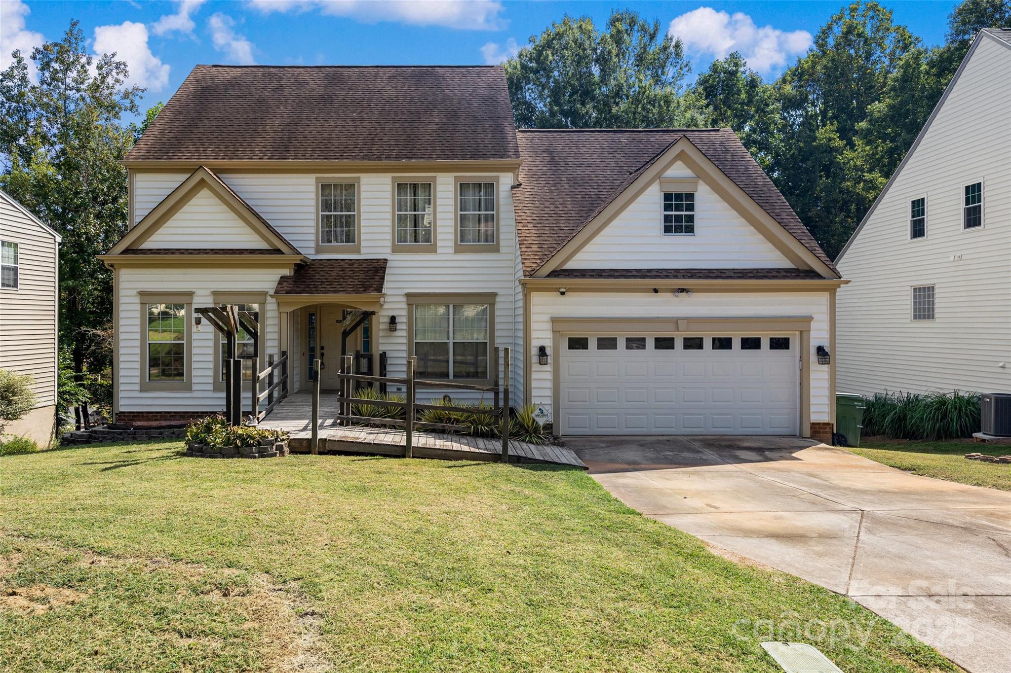 Photo 2 of 105 Lyman Oak Court, Fort Mill, SC