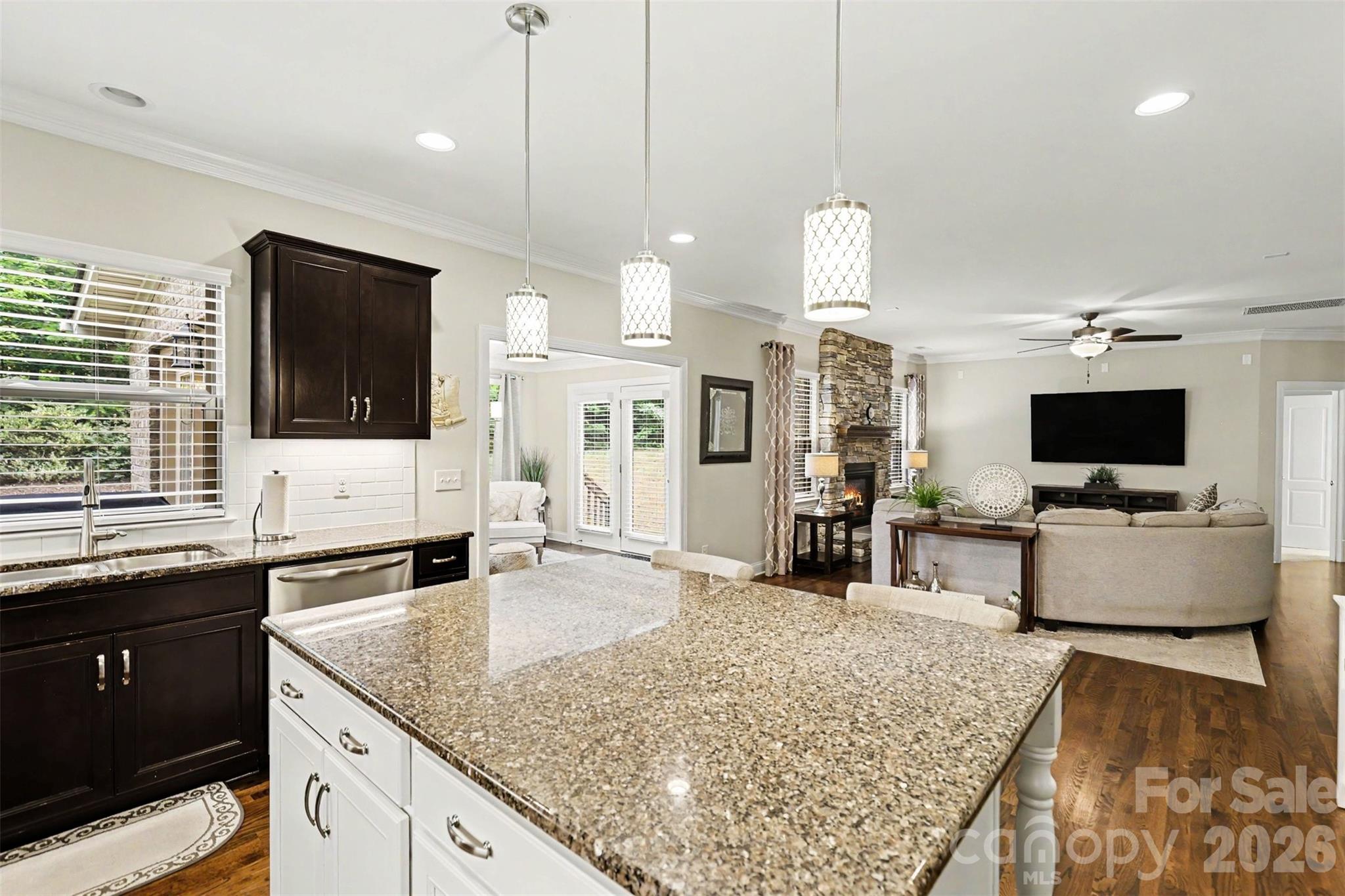 Photo 13 of 16524 Crosshaven Drive, Charlotte, NC