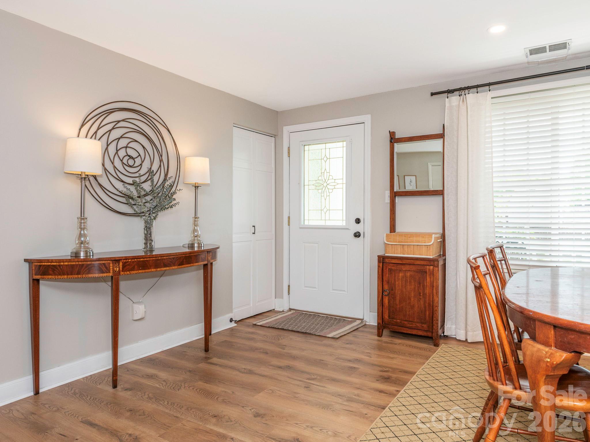 Photo 6 of 11613 Five Cedars Road, Charlotte, NC