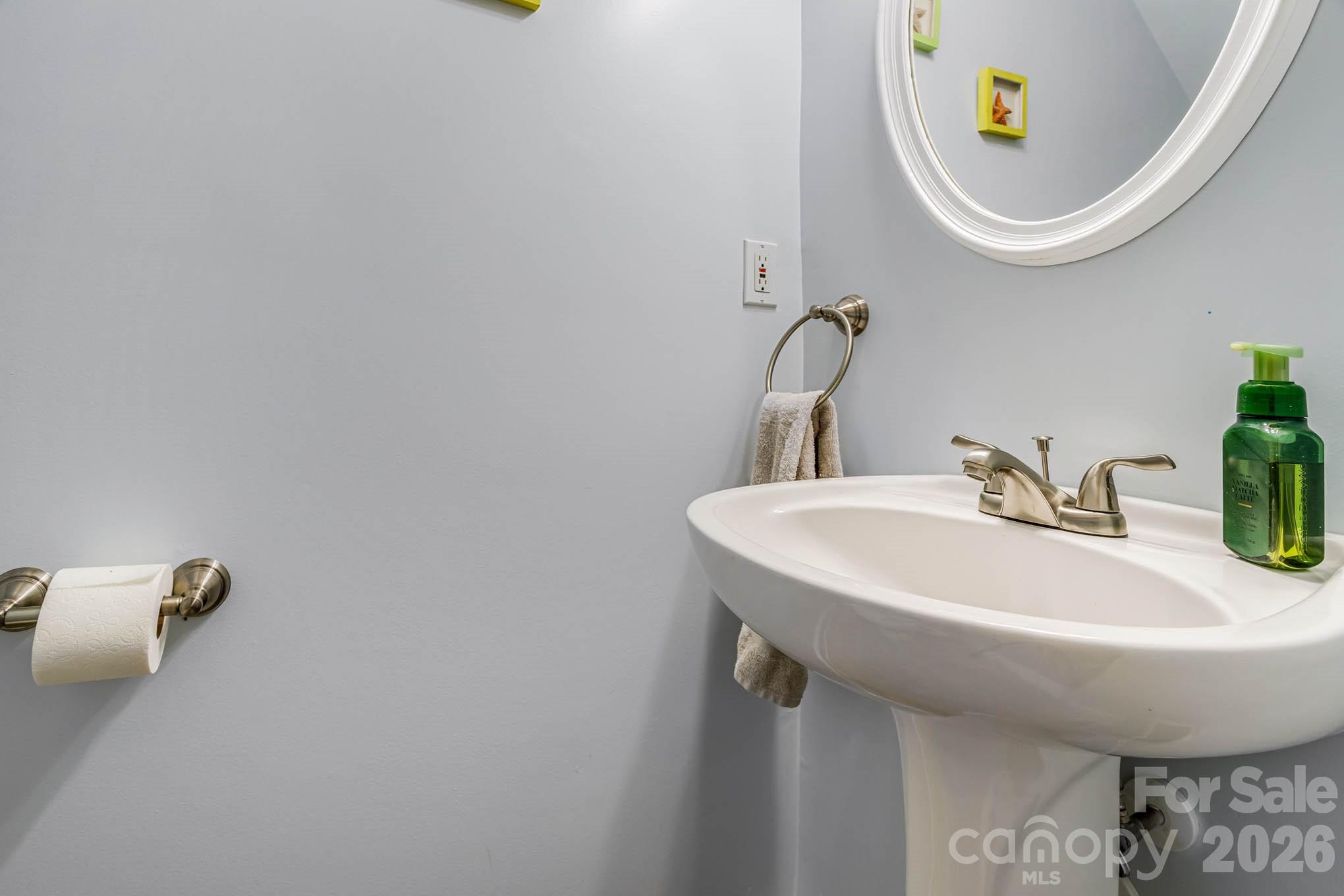 128 Rock Ridge Lane, Mount Holly, NC - photo 5 of 32