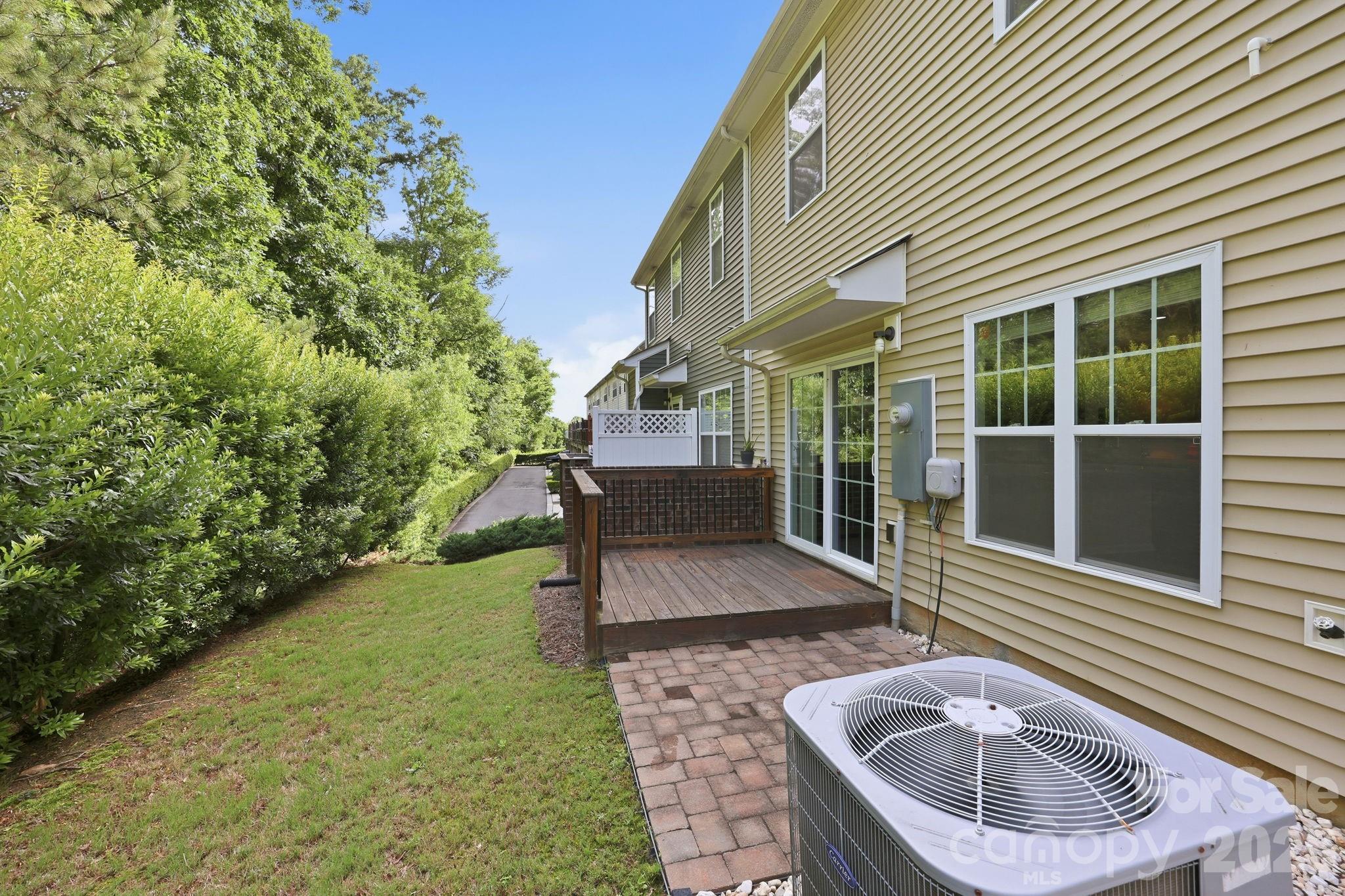 Photo 32 of 8413 Summerford Drive, Charlotte, NC