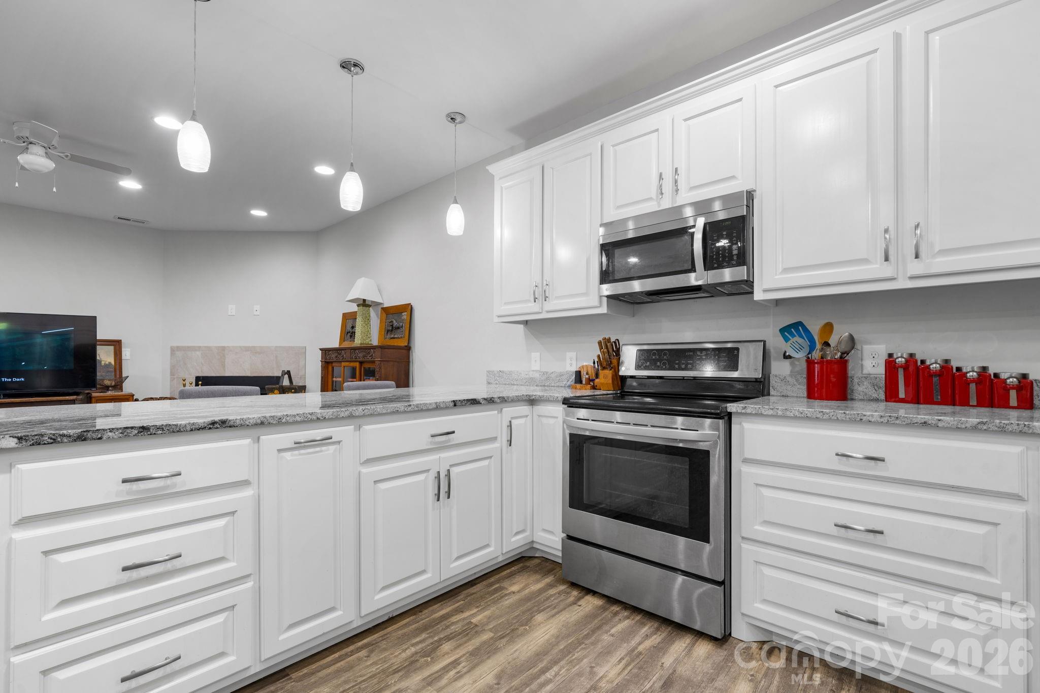 202 Ivy Court, Morganton, NC - photo 13 of 25