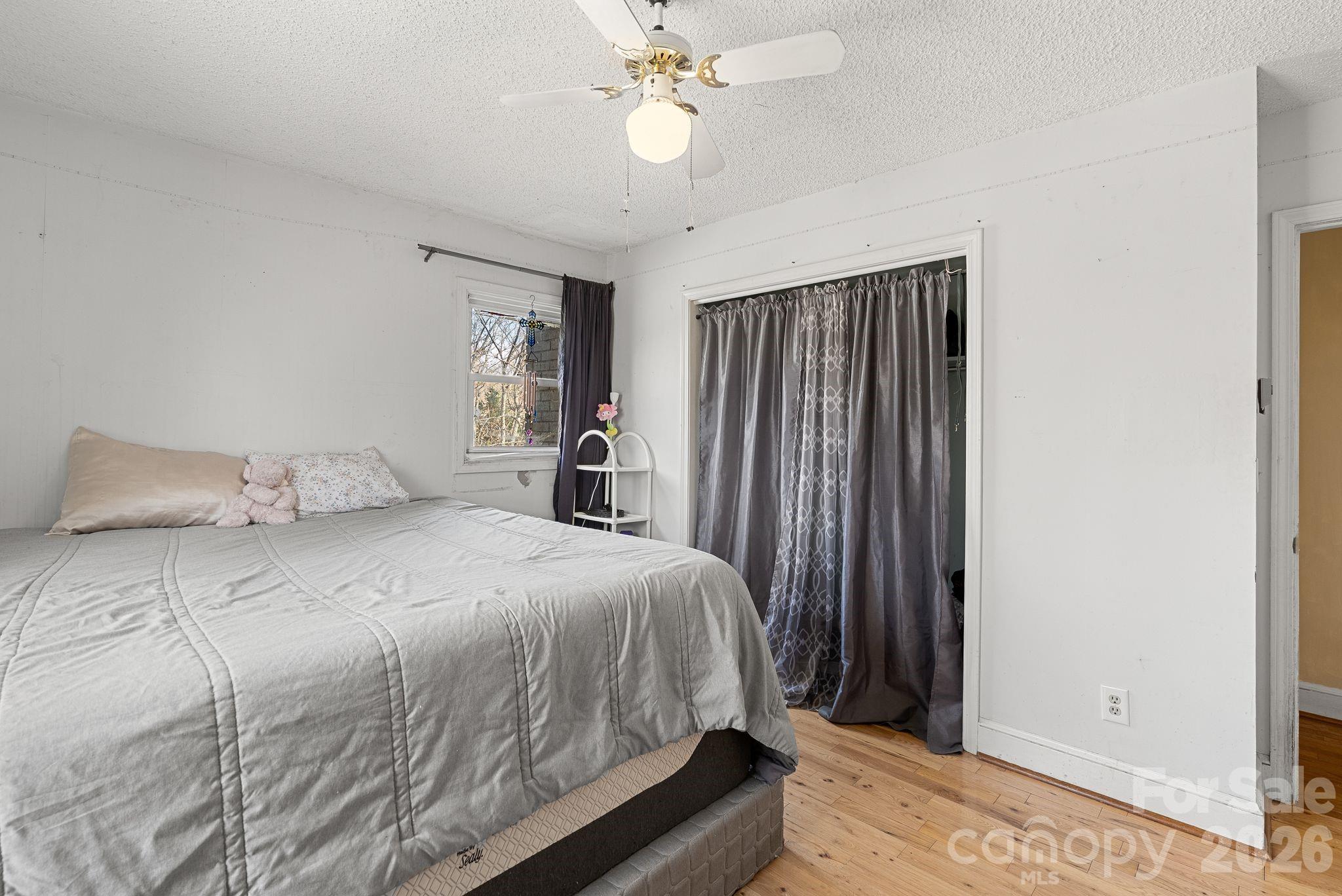 33 Fairfield Drive, Candler, NC - photo 17 of 43