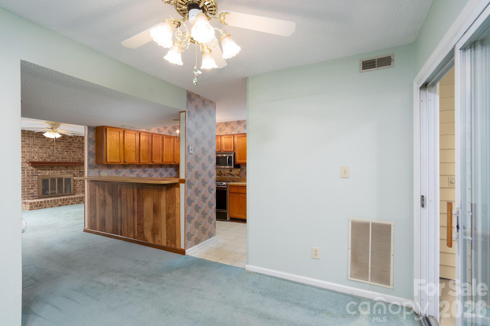 Photo 15 of 10969 Carmel Crossing Road, Charlotte, NC