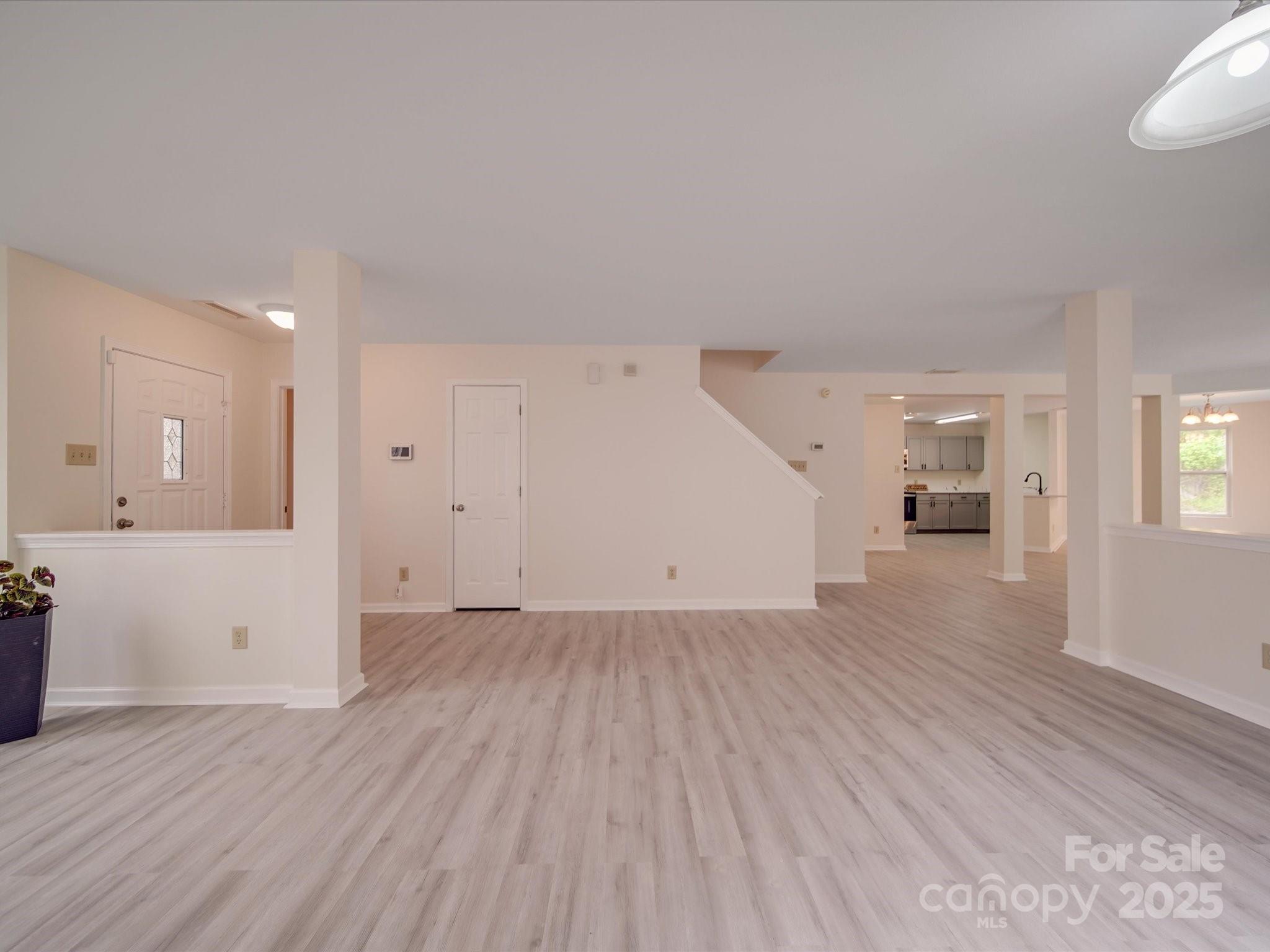 Photo 3 of 3227 Deshler Morris Lane, Charlotte, NC