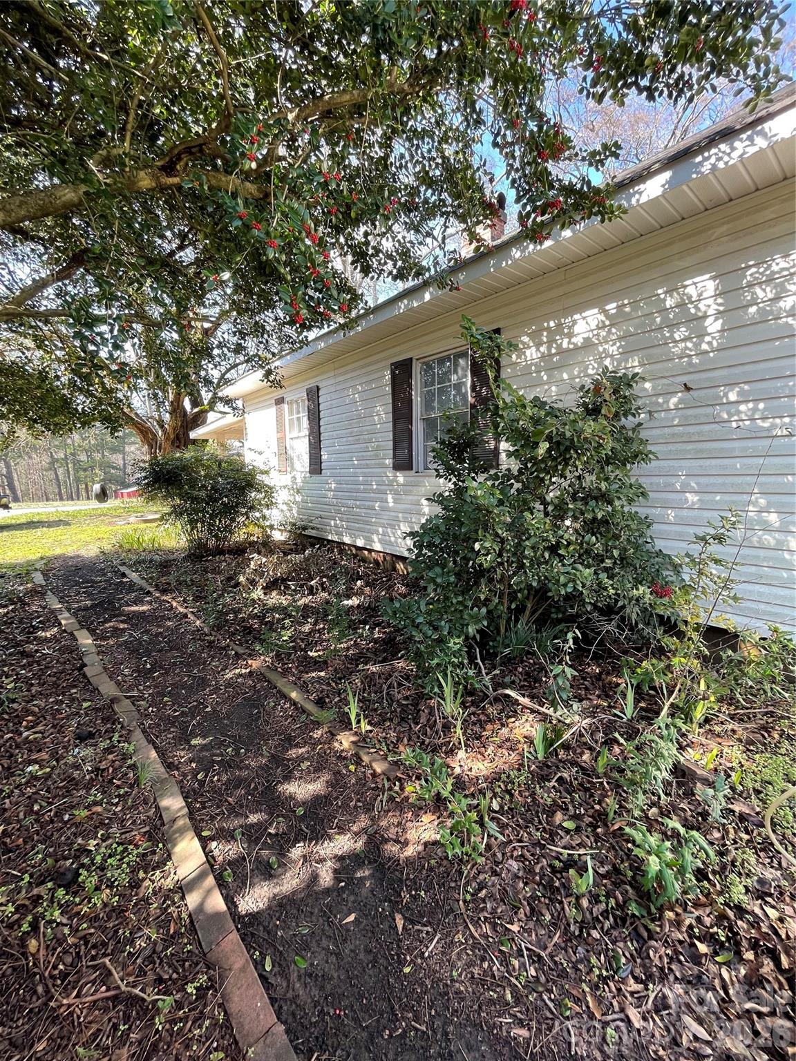 2831 Bettis Road, Grover, NC - photo 5 of 35