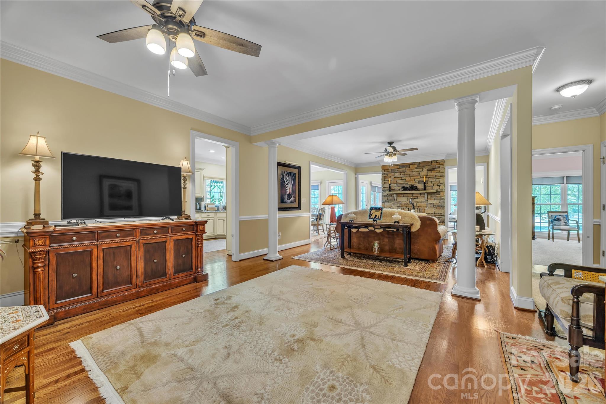 118 Bradford Court16, Jefferson, NC - photo 4 of 45