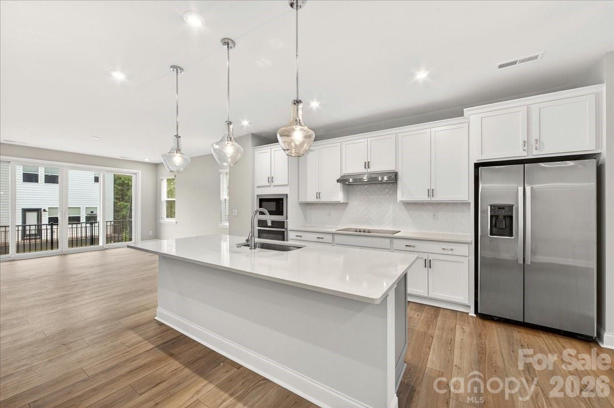 Photo 13 of 921 Archway Lane, Charlotte, NC