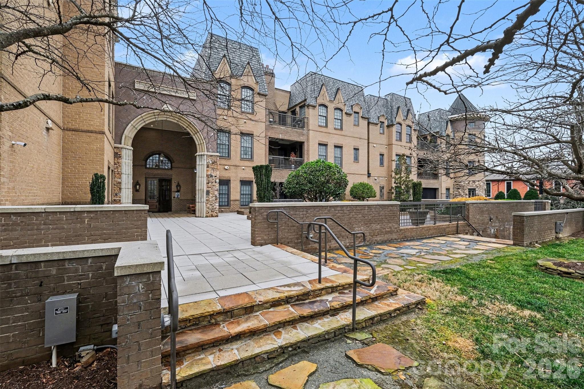 Photo 2 of 3276 Park Road, Charlotte, NC