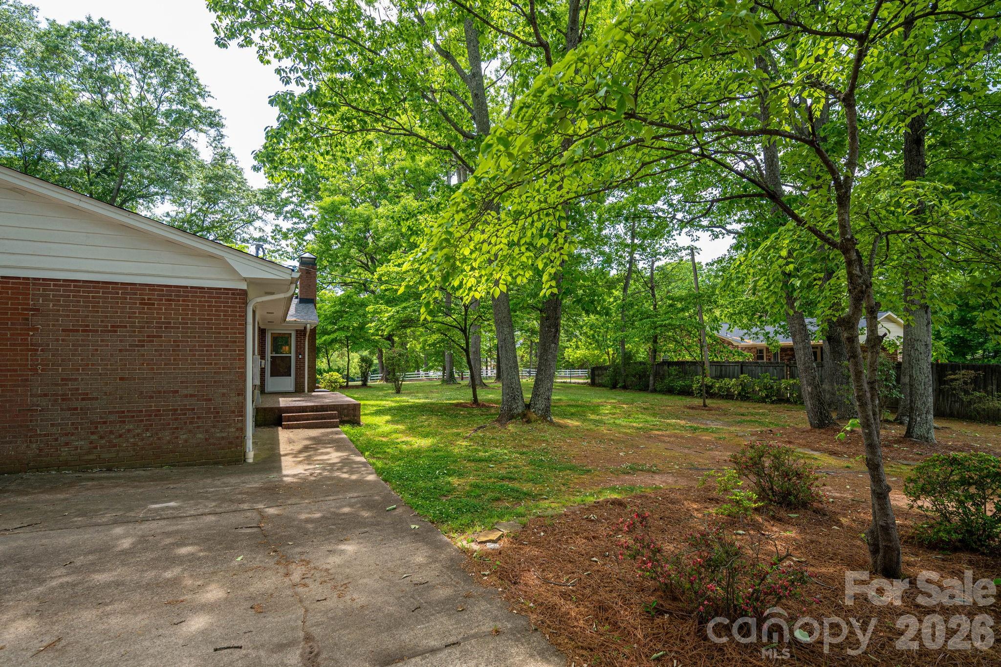 Home for sale at 602 Lee Street, Kings Mountain, NC — photo 45 of 47