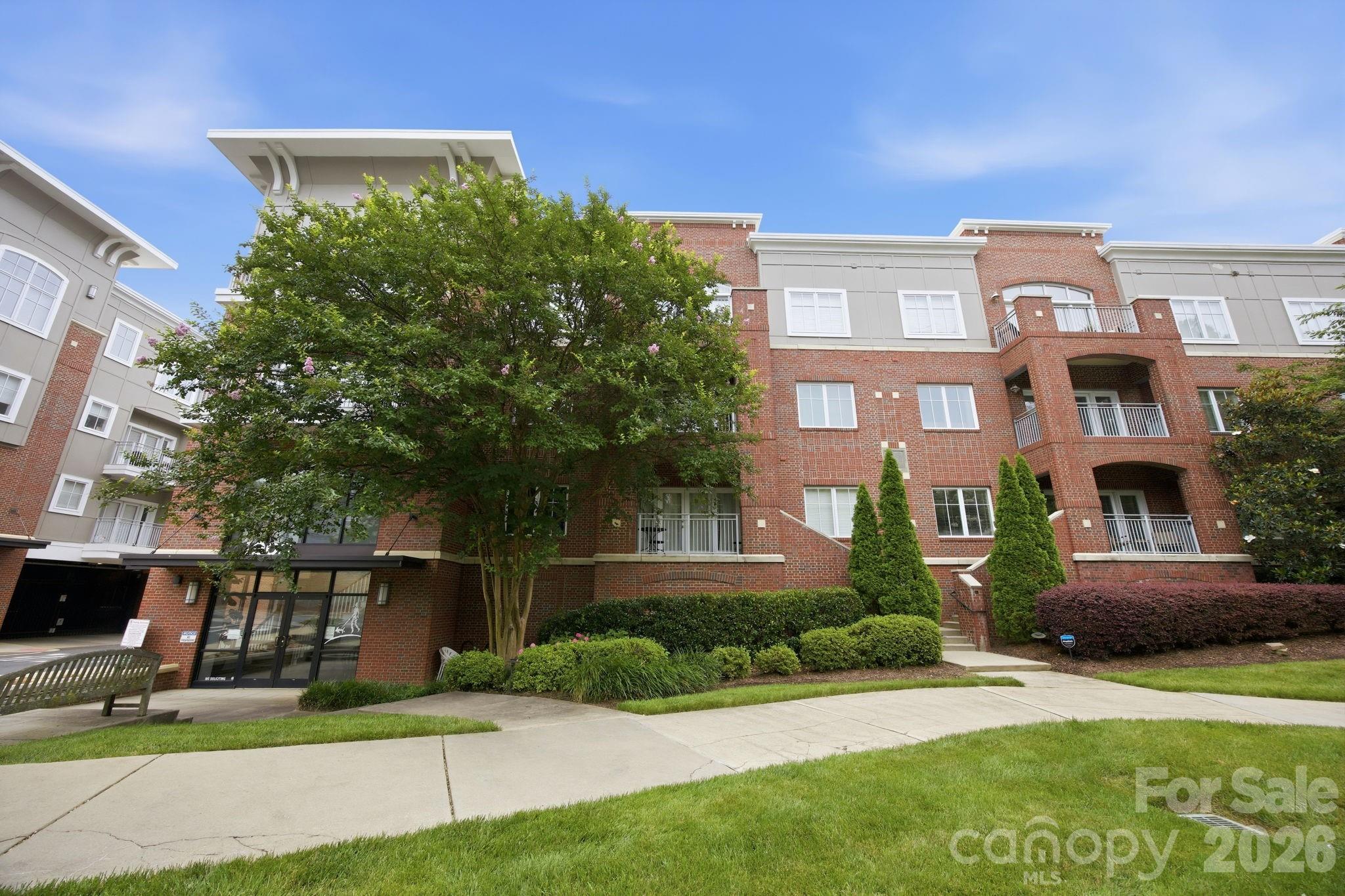 Photo 2 of 1903 Kenilworth Avenue203A, Charlotte, NC