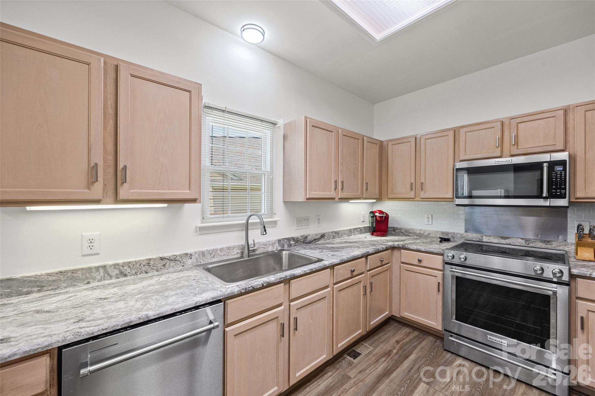 Photo 7 of 13020 Shannon Park Lane, Charlotte, NC