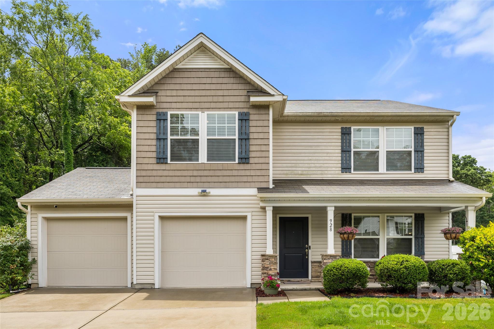 Home for sale at 928 Newfound Hollow Drive, Charlotte, NC — photo 1 of 26