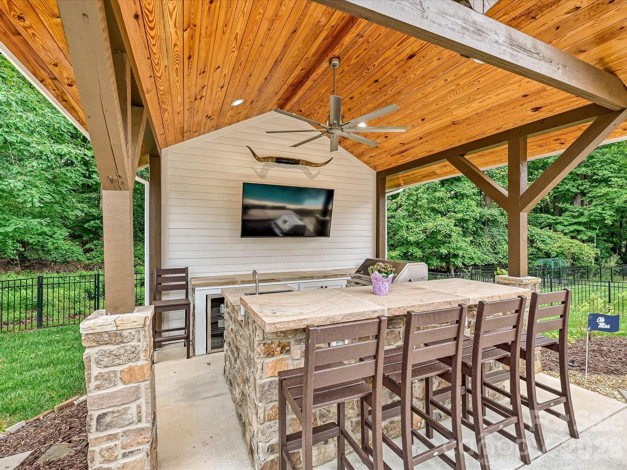 Photo 39 of 9643 Hampton Oaks Lane, Charlotte, NC