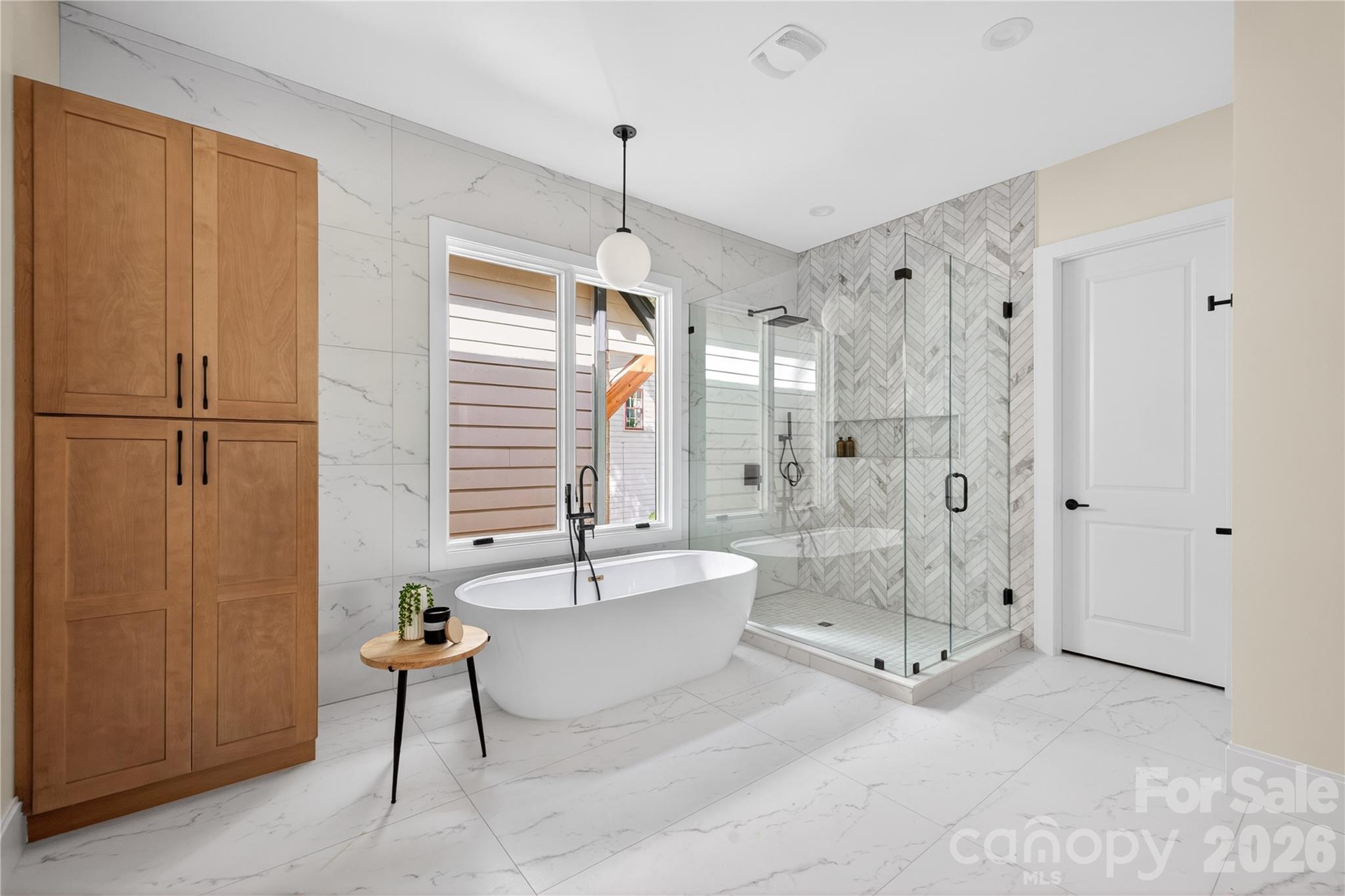 Photo 21 of 1600 E Barden Road, Charlotte, NC