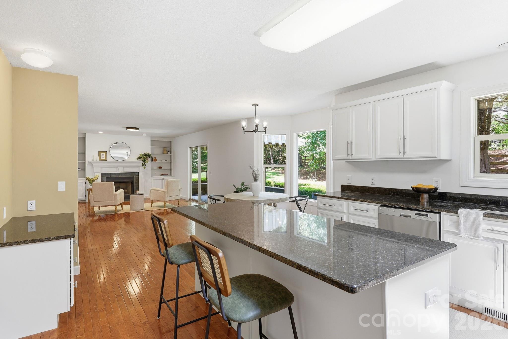 306 Woodview Court, Fletcher, NC - photo 12 of 43