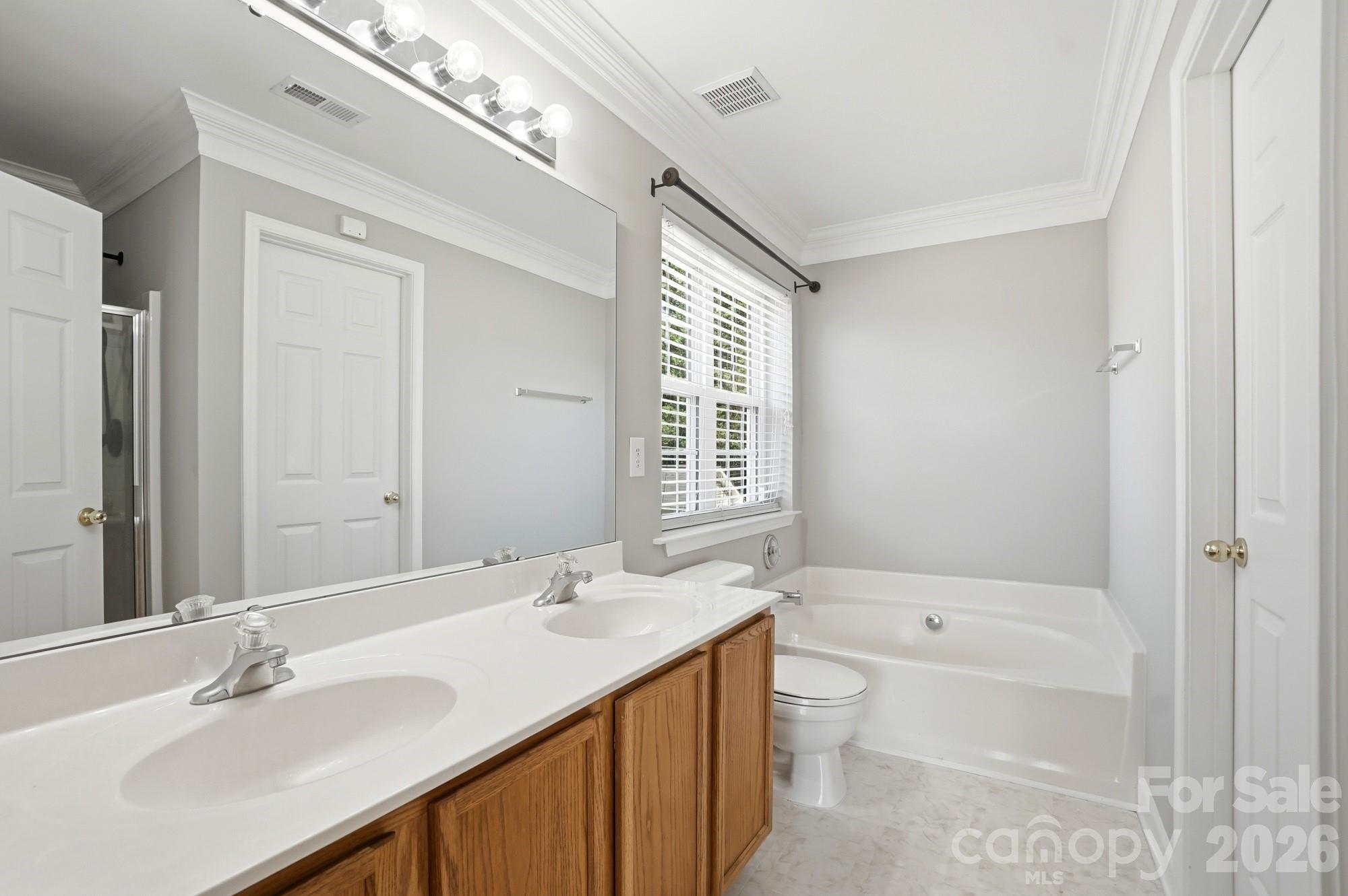 Photo 20 of 1135 Stonehenge Lane, Charlotte, NC