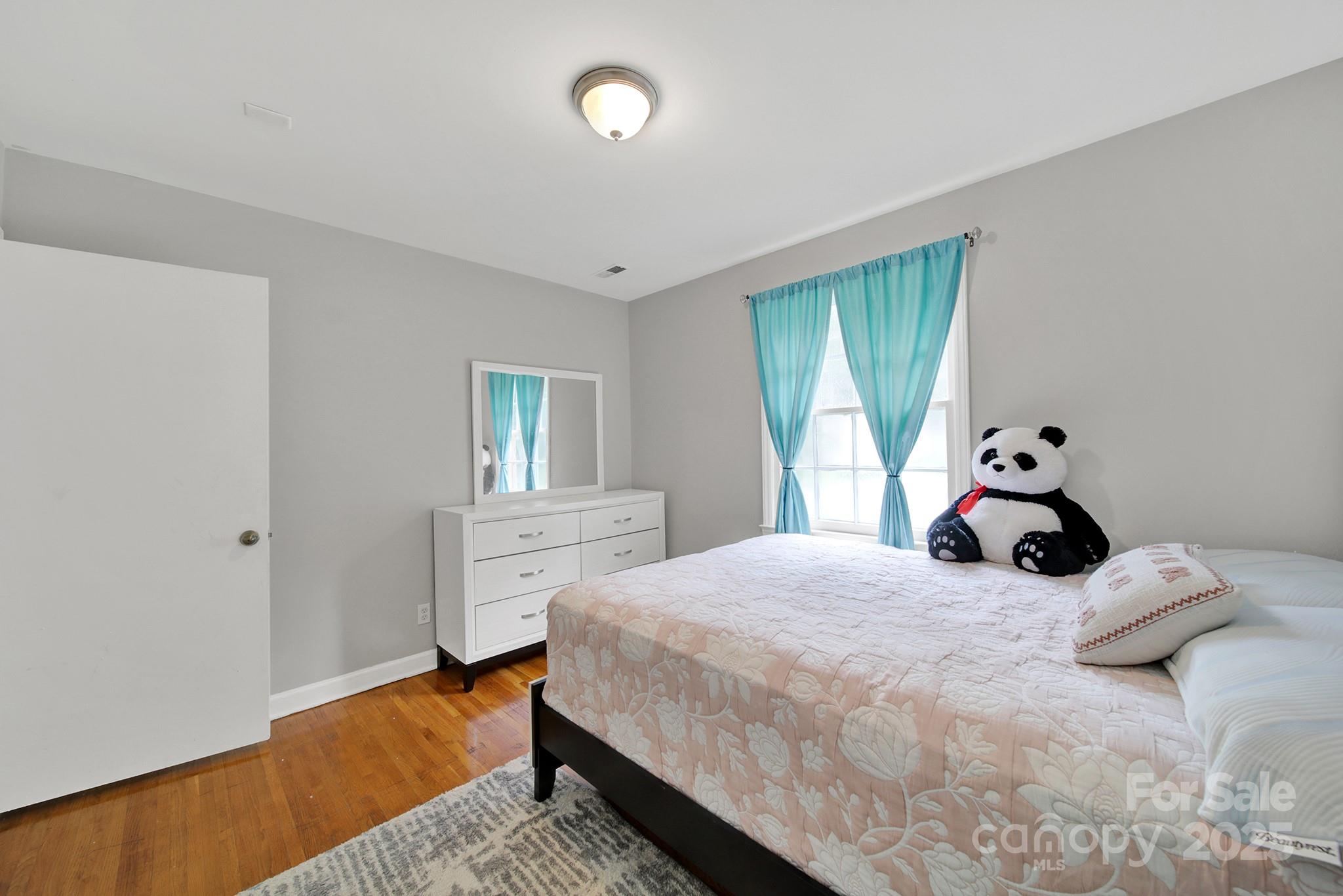 Photo 11 of 5300 Grafton Drive, Charlotte, NC