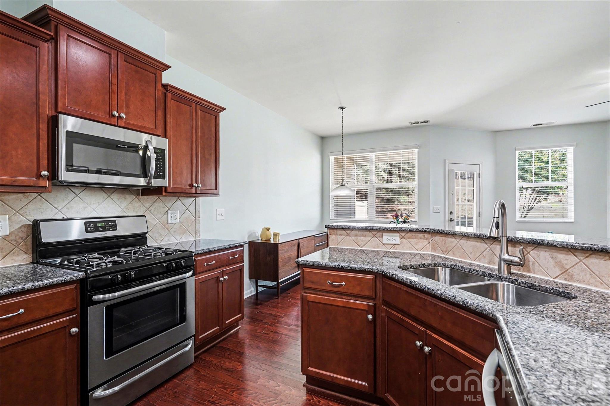 3297 Yarmouth Lane, Gastonia, NC - photo 13 of 31