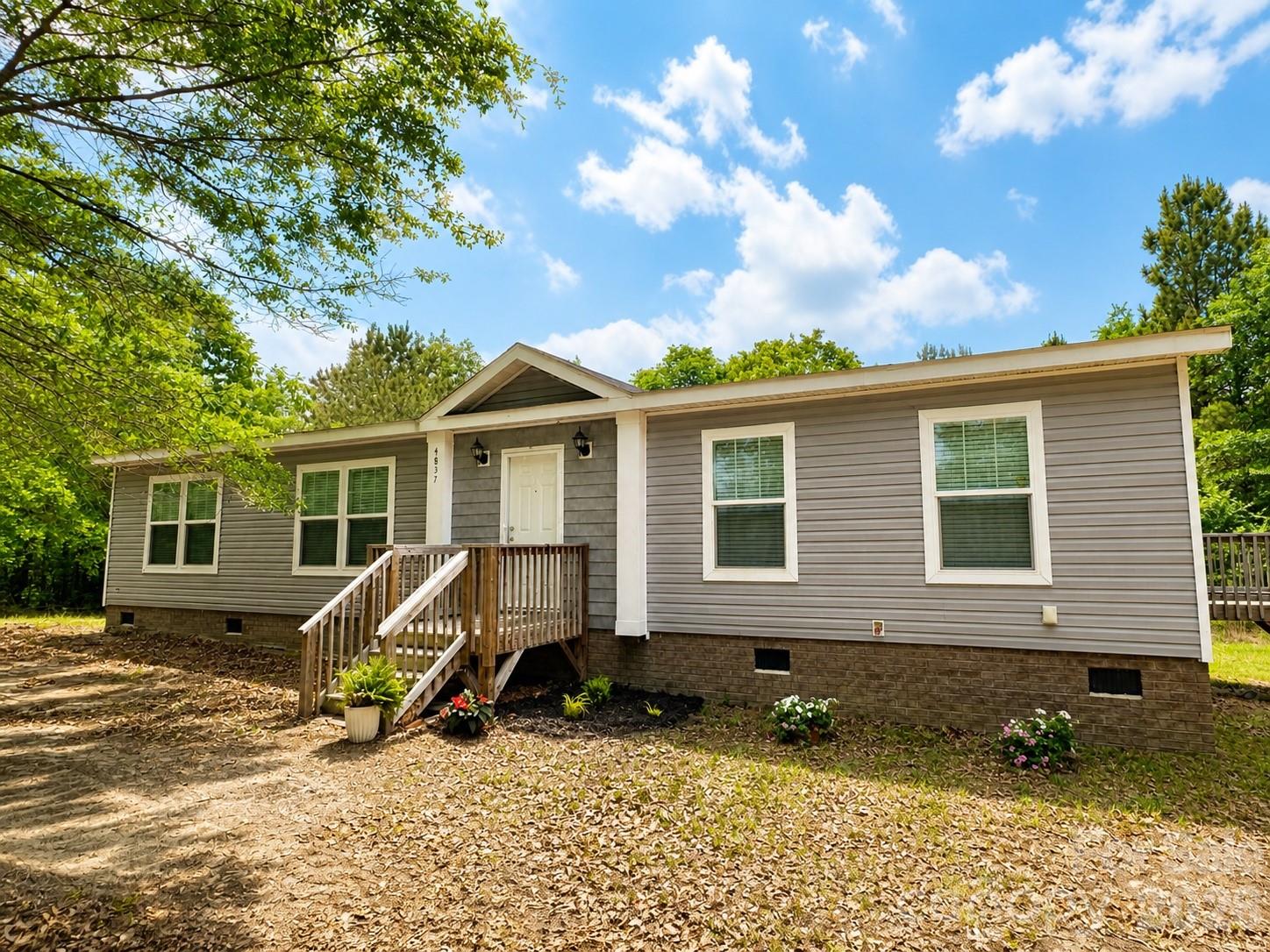 4837 Buck Street, Kershaw, SC - photo 1 of 31