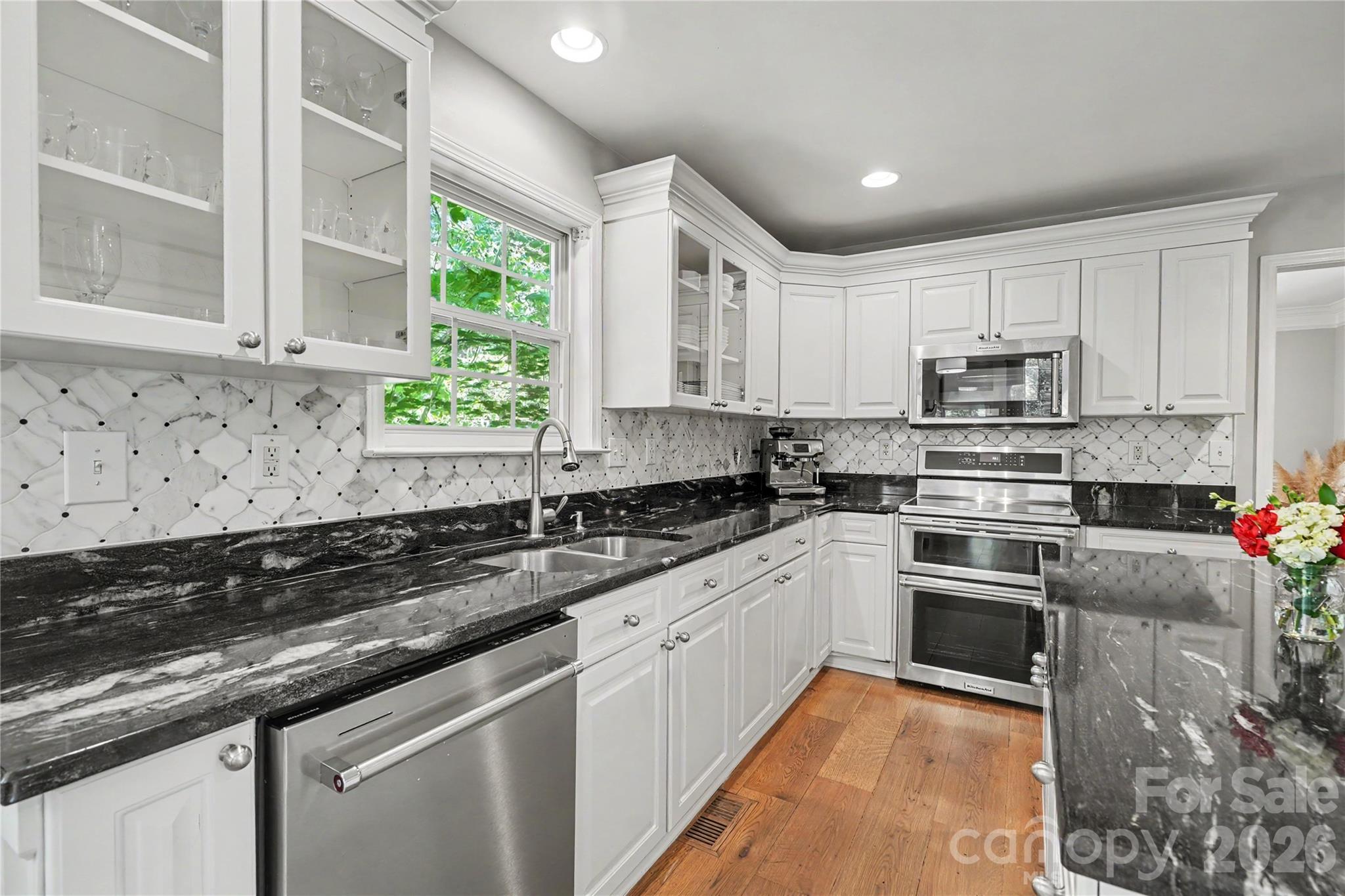 Photo 4 of 9209 Morgan Glenn Drive, Mint Hill, NC