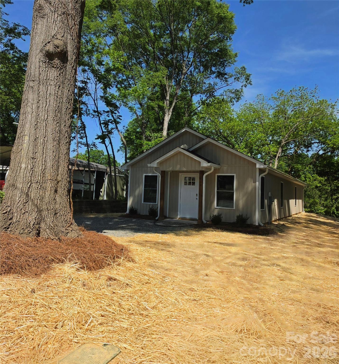 Photo 3 of 810 Long Street, Albemarle, NC
