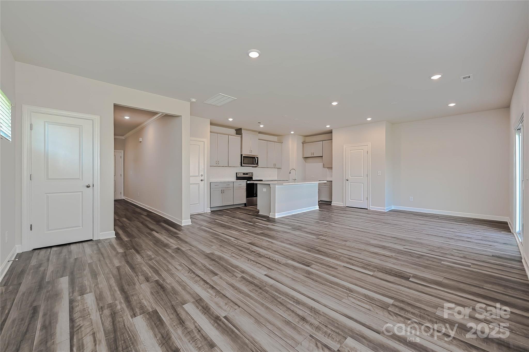 1433 Wildflower Street, Newton, NC - photo 4 of 18