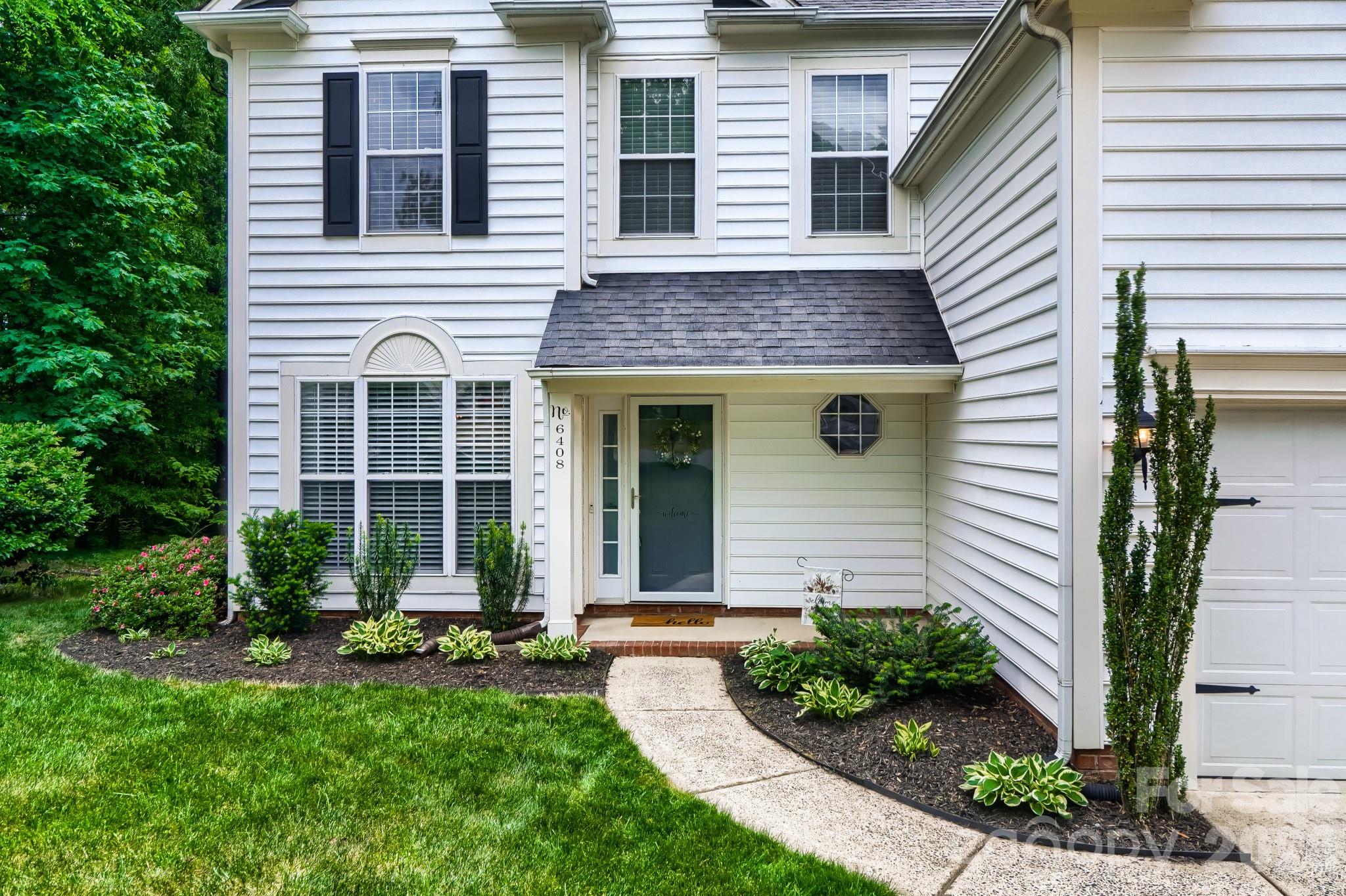 Photo 2 of 6408 Fillian Lane, Charlotte, NC