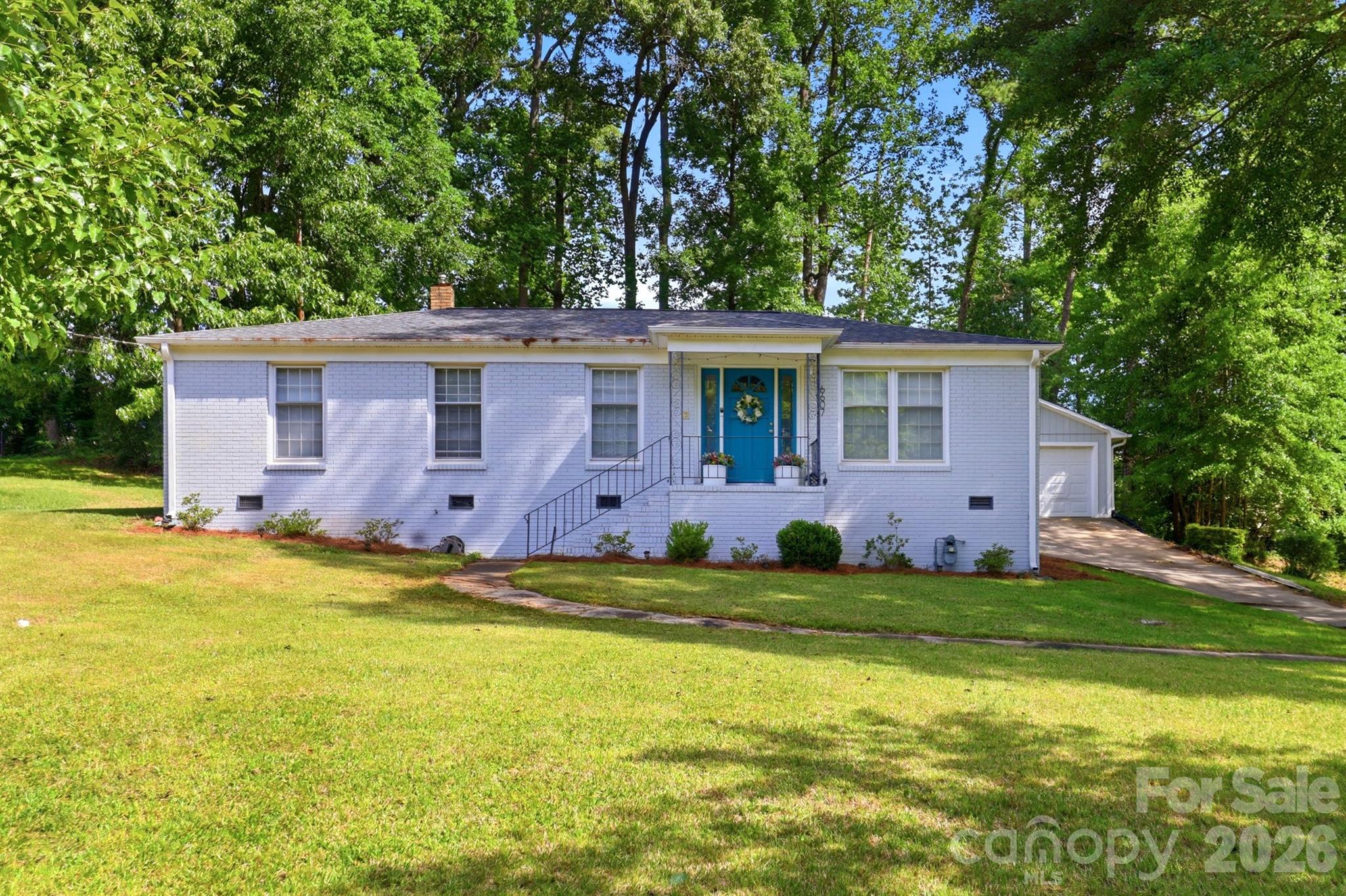 Exterior of 6607 Elmwood Circle, Charlotte, NC