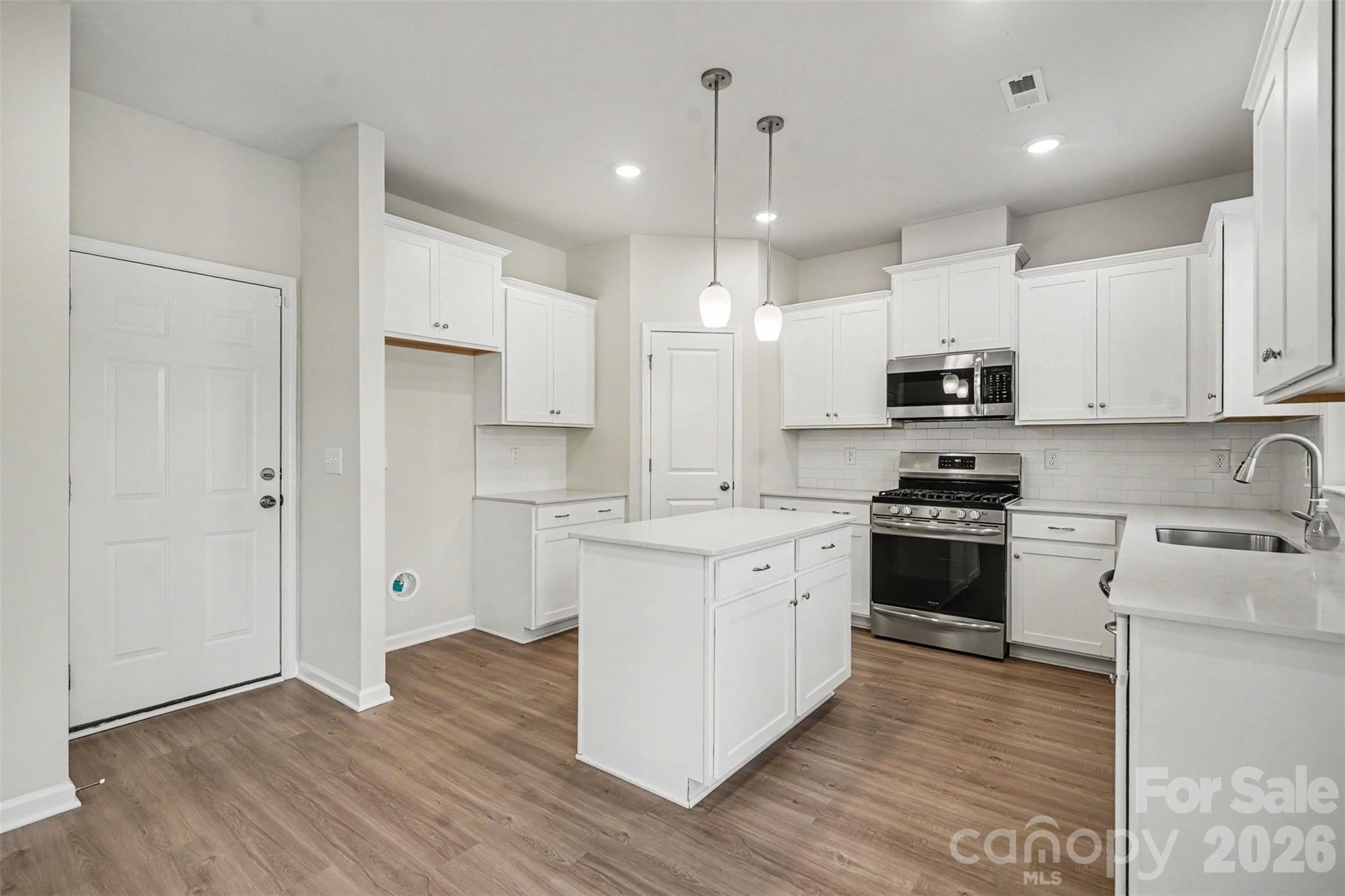 Photo 10 of 15119 Moulin Court Drive, Charlotte, NC