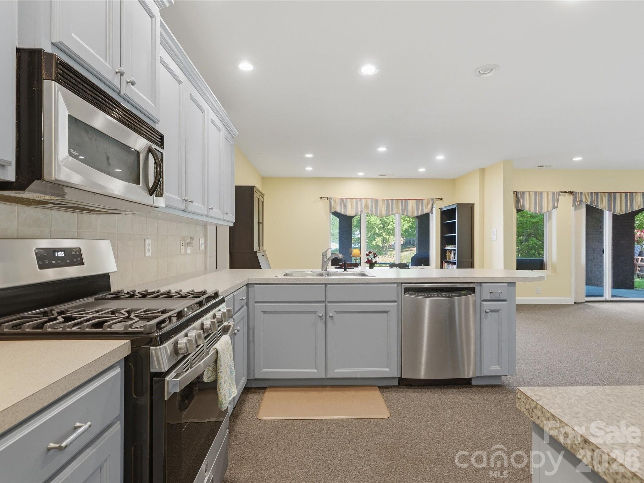 Home for sale at 154 Quail Hollow Drive, Kings Mountain, NC — photo 25 of 45