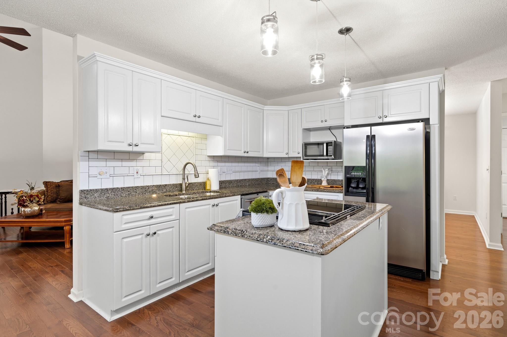 701 Salisbury Road, Hendersonville, NC - photo 19 of 43