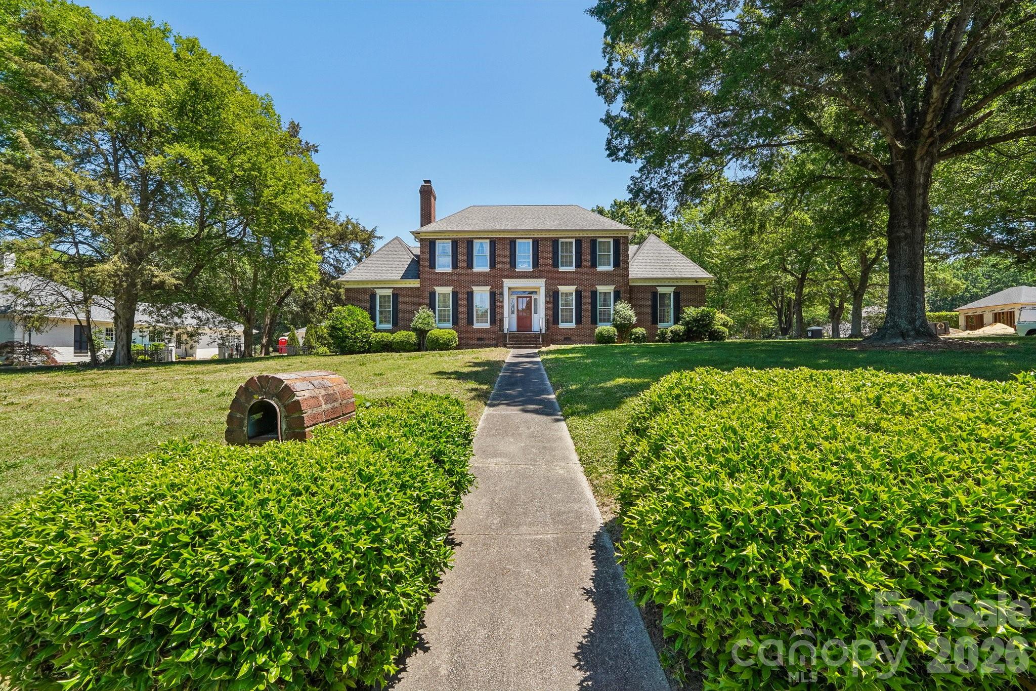 2231 Richardson Drive, Charlotte, NC - photo 2 of 28